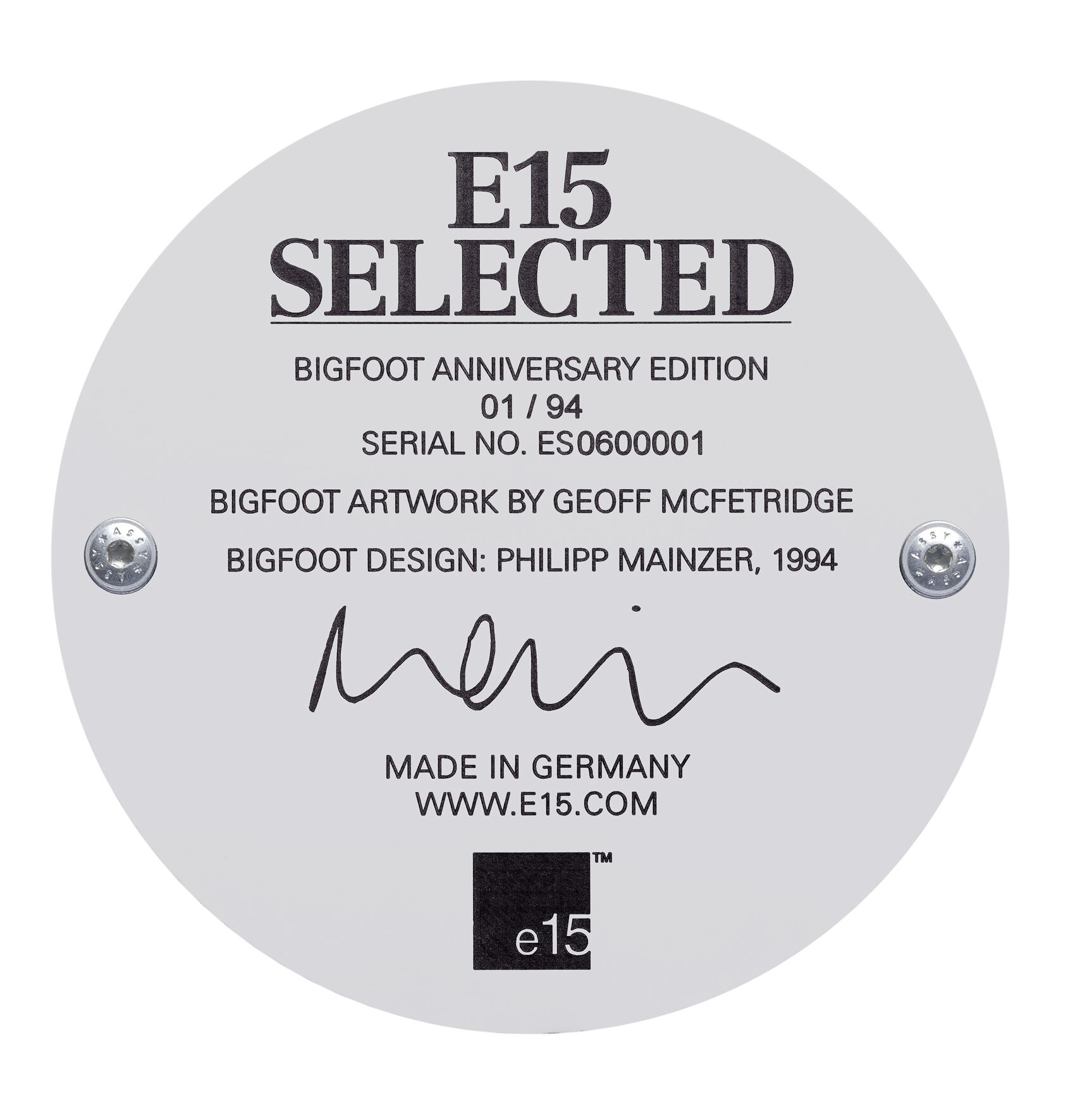 BIGFOOT™ ANNIVERSARY EDITION Rectangular oak table By e15 | design ...