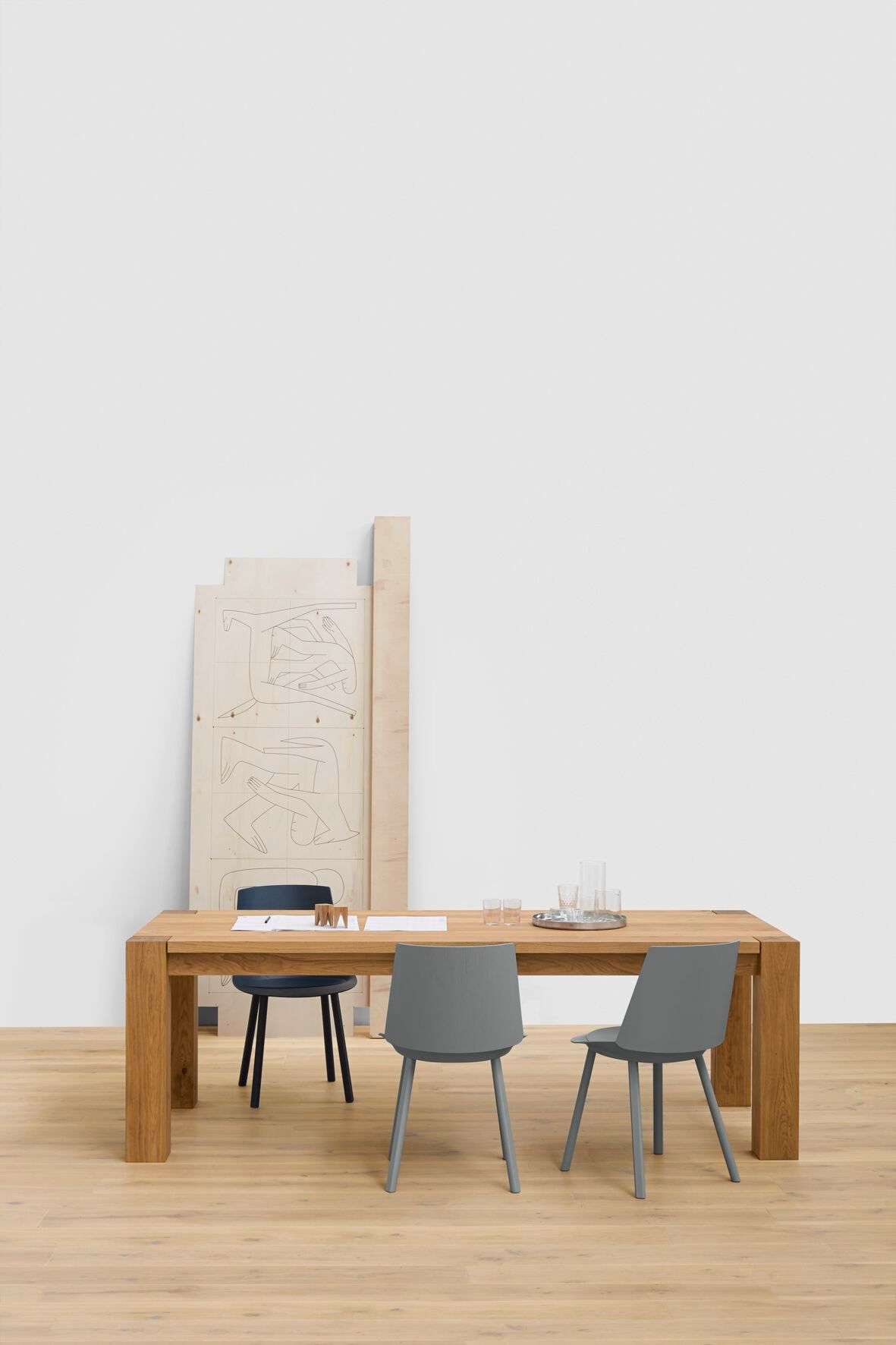 BIGFOOT™ ANNIVERSARY EDITION Rectangular oak table By e15 | design Geoff McFetridge, Philipp Mainzer