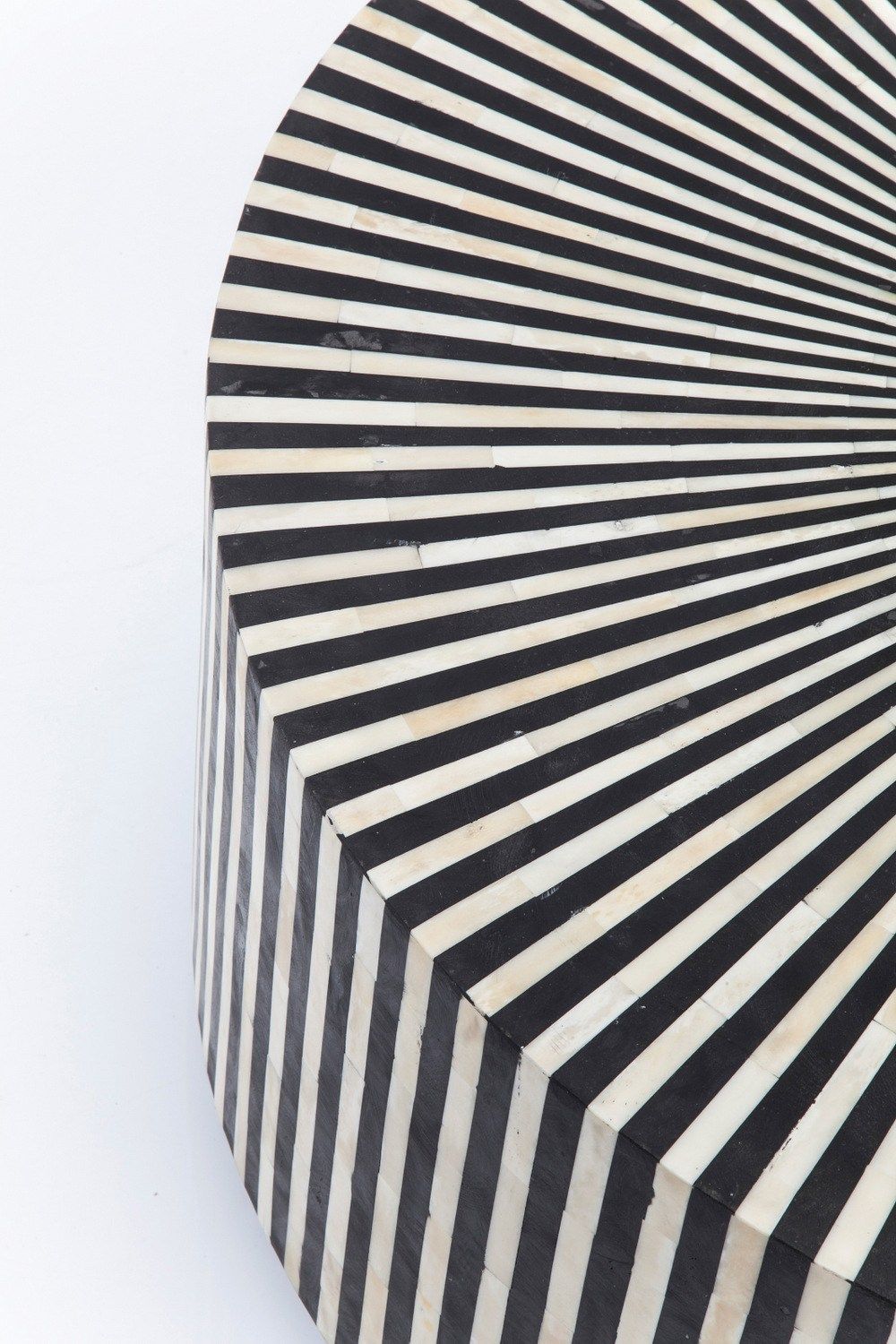 Low round chipboard coffee table ELECTRA By KARE-DESIGN