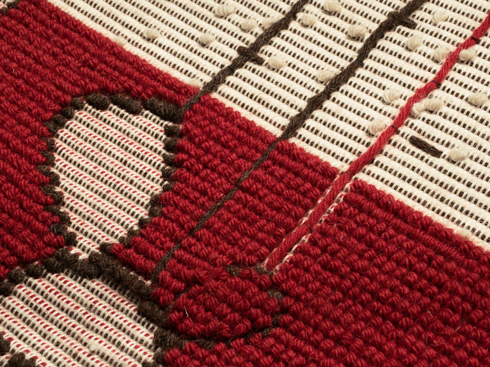 FILI #2 rug By Mariantonia Urru design Paulina Herrera Letelier