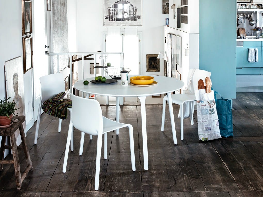 FIRST | Polypropylene chair By Magis design Stefano Giovannoni