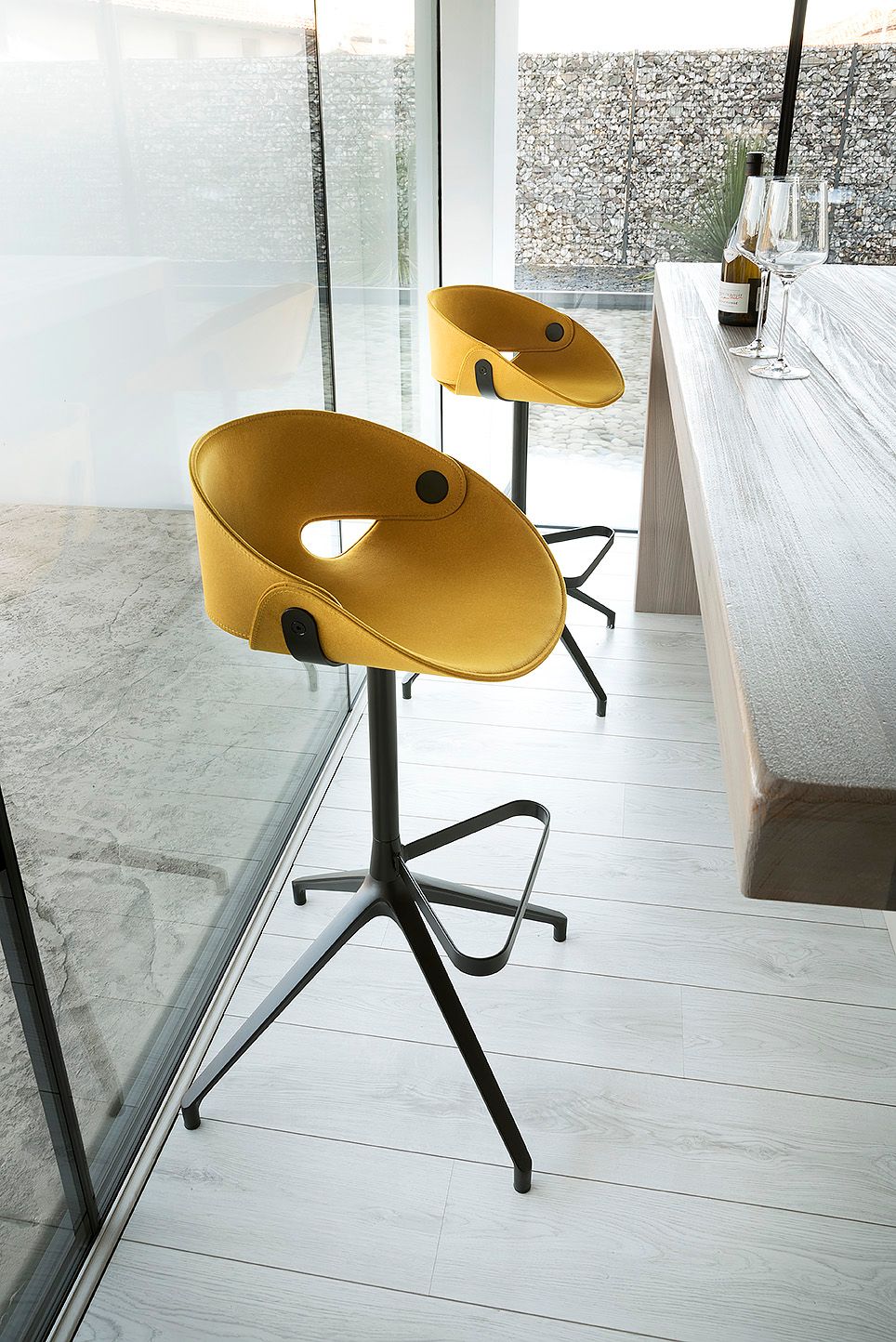 FL@T Swivel high fabric stool with footrest By Tonon | design Martin ...