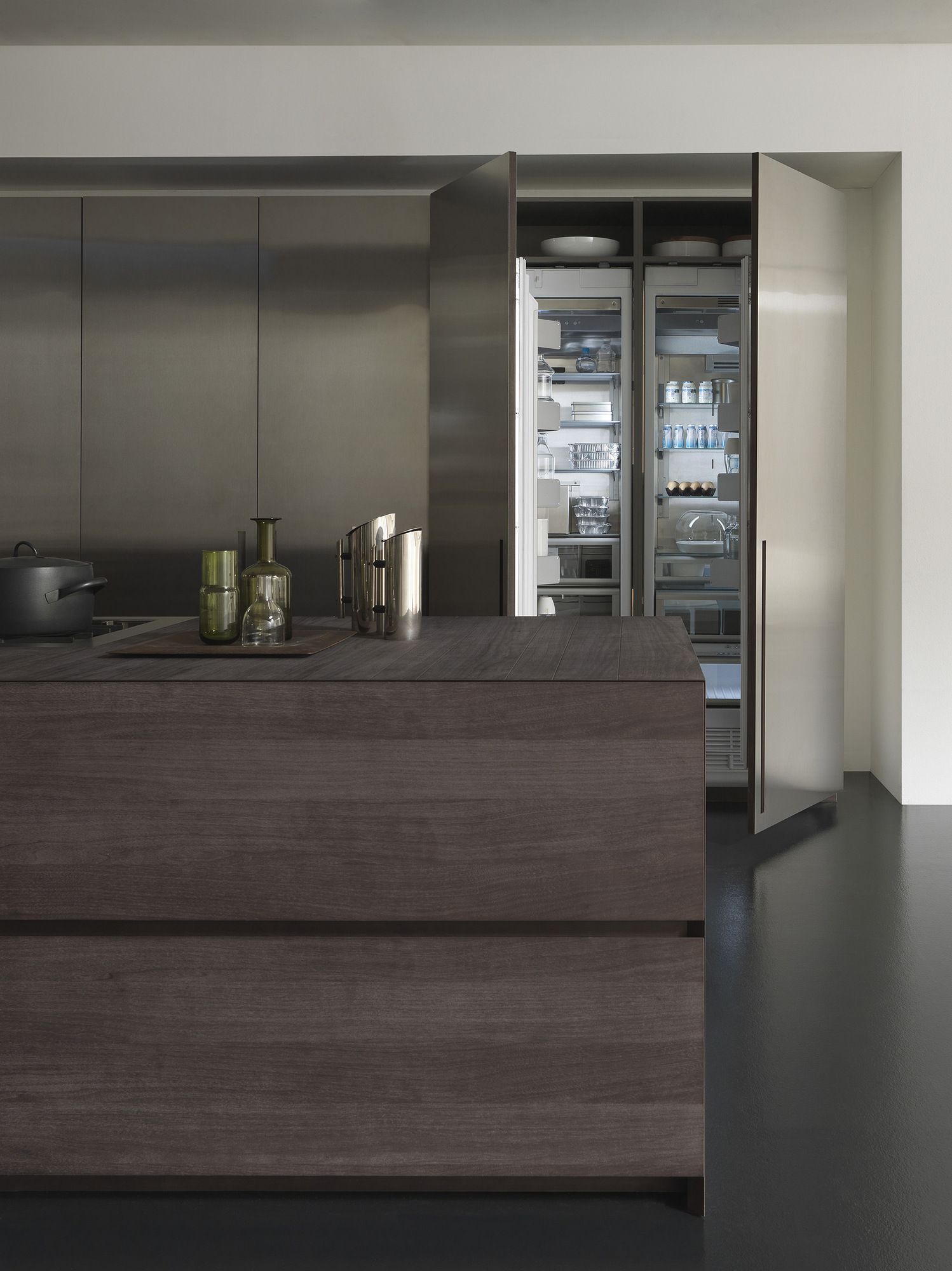 FLY | Walnut kitchen Fly Collection By MODULNOVA