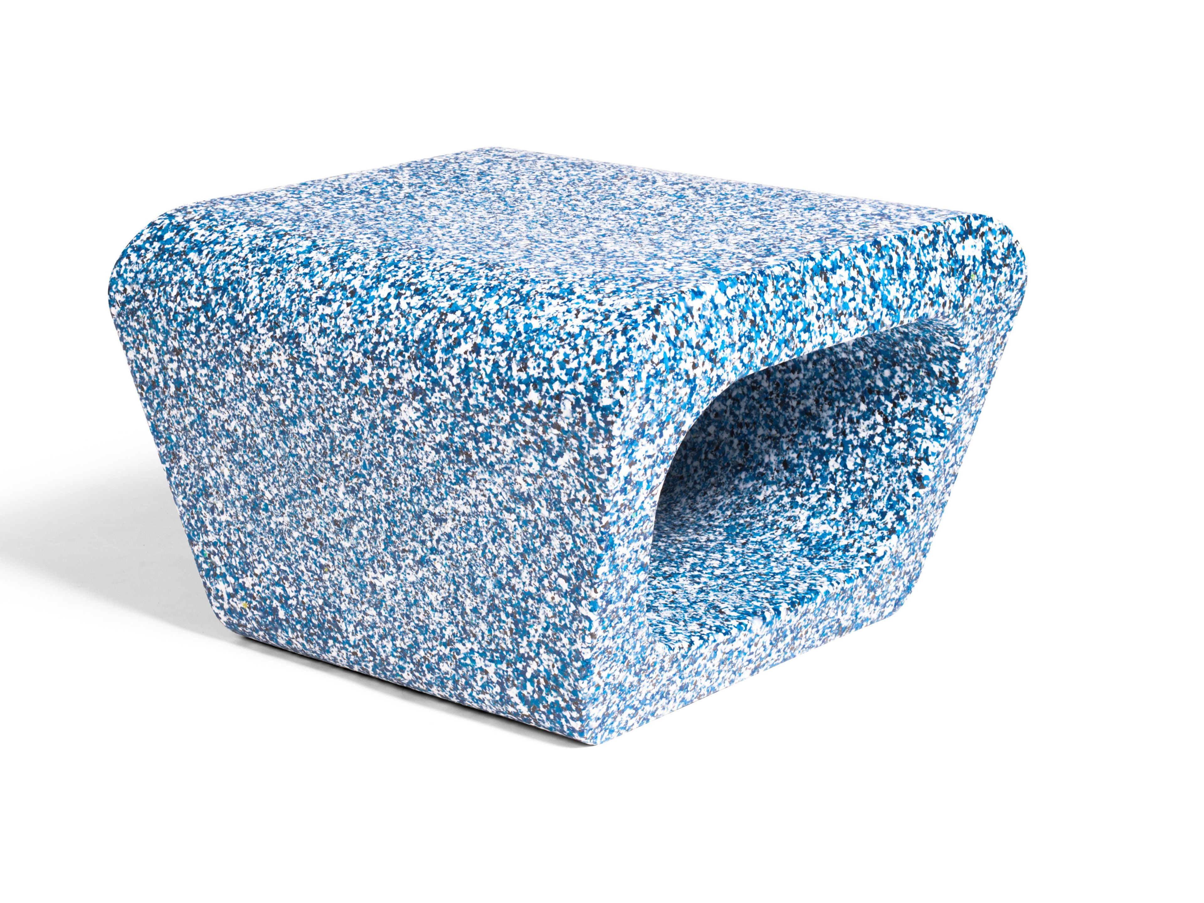 JELLYFISH Polyethylene footstool By SDC LAB_Quinze & Milan | design ...