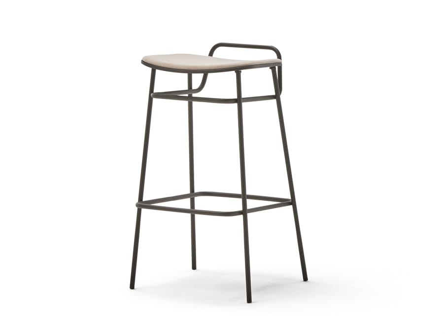 FOSCA High metal stool with padded seat By Blasco&Vila | design Francesc Rifé