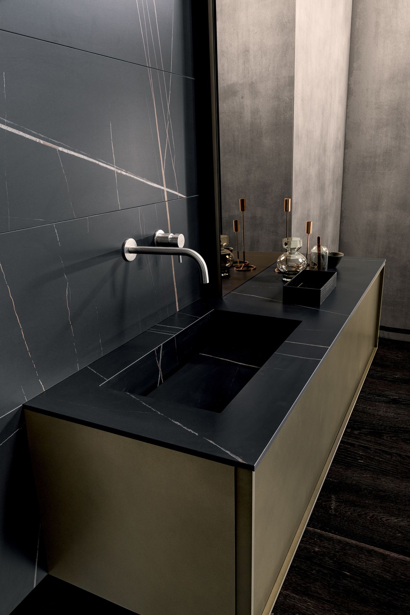 FRAME Single wall-mounted metal vanity unit with mirror By MODULNOVA ...