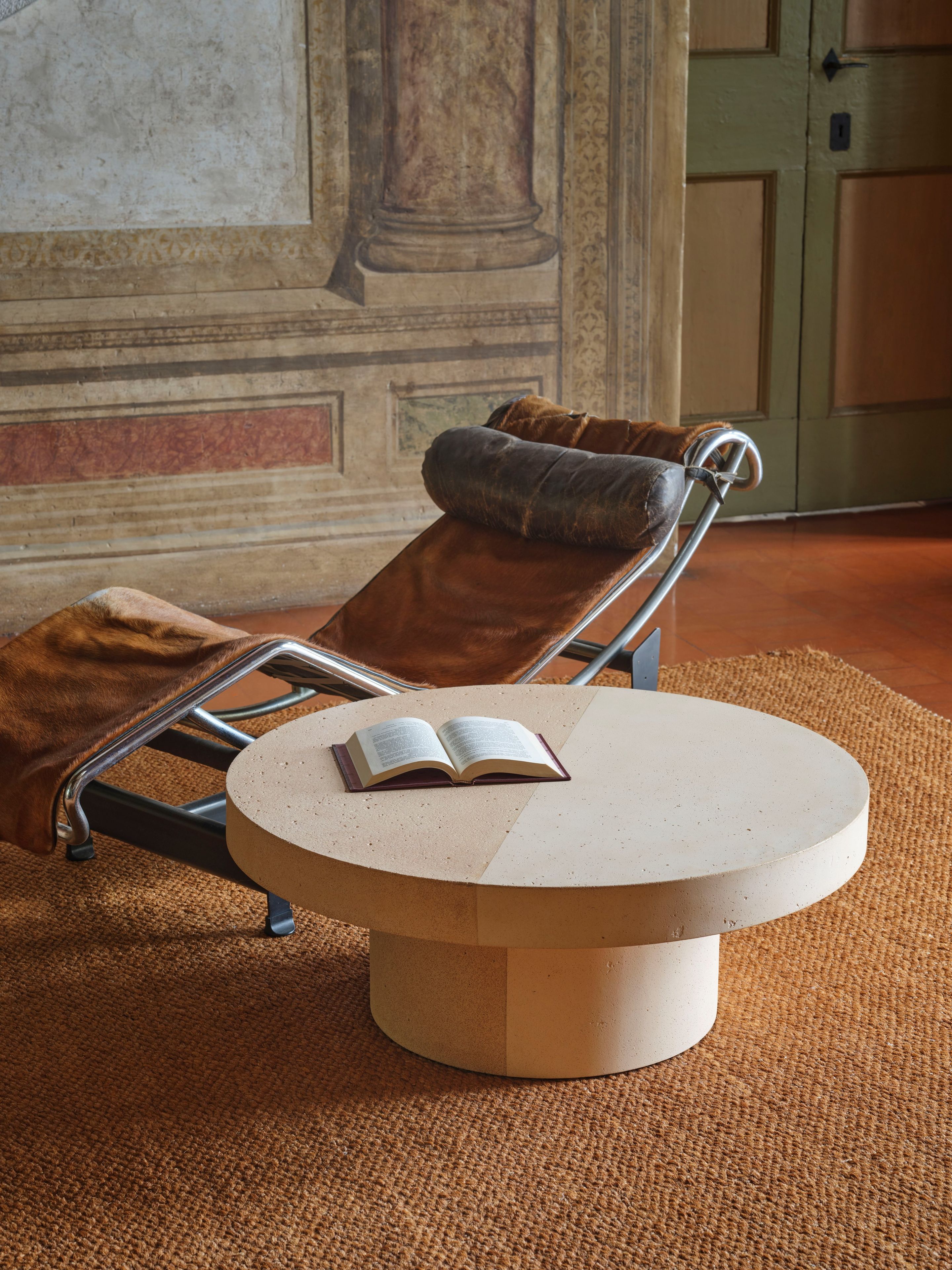 FRARI Coffee table By Cimento | design Patricia Urquiola