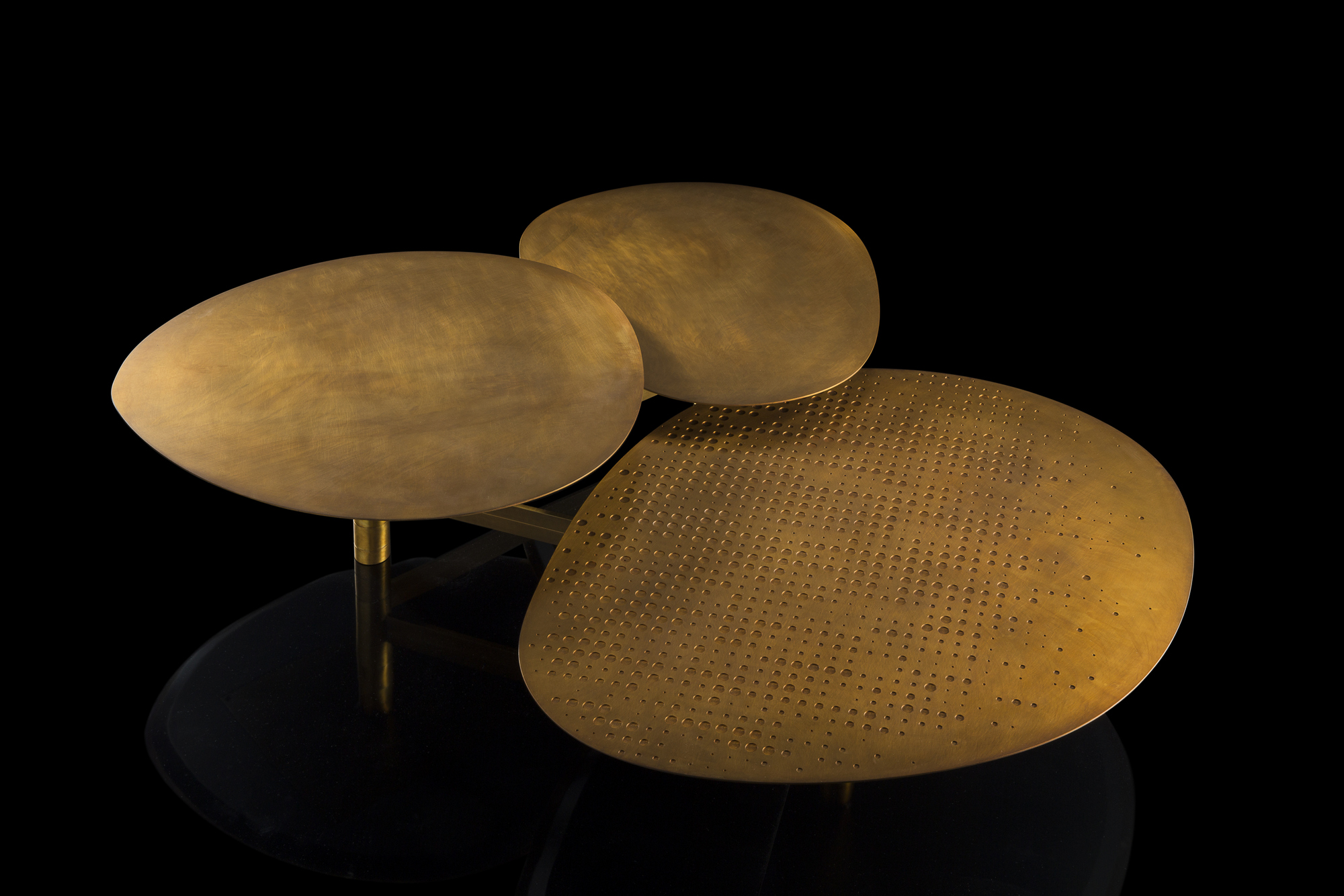 GALAXY Low brass coffee table By Henge | design Massimo Castagna