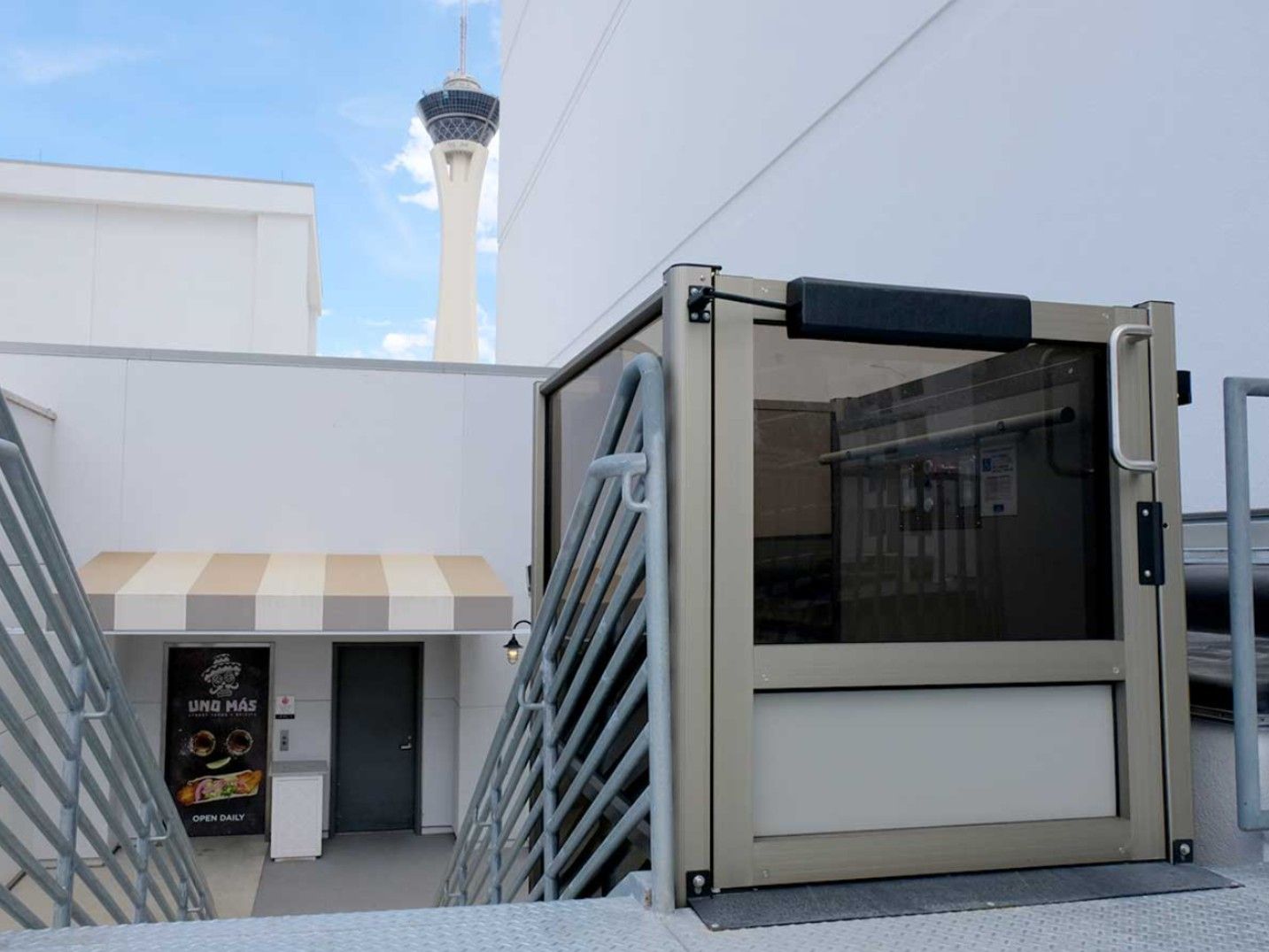 Platform lift GENESIS ENCLOSURE Vertical Platform Wheelchair Lift ...