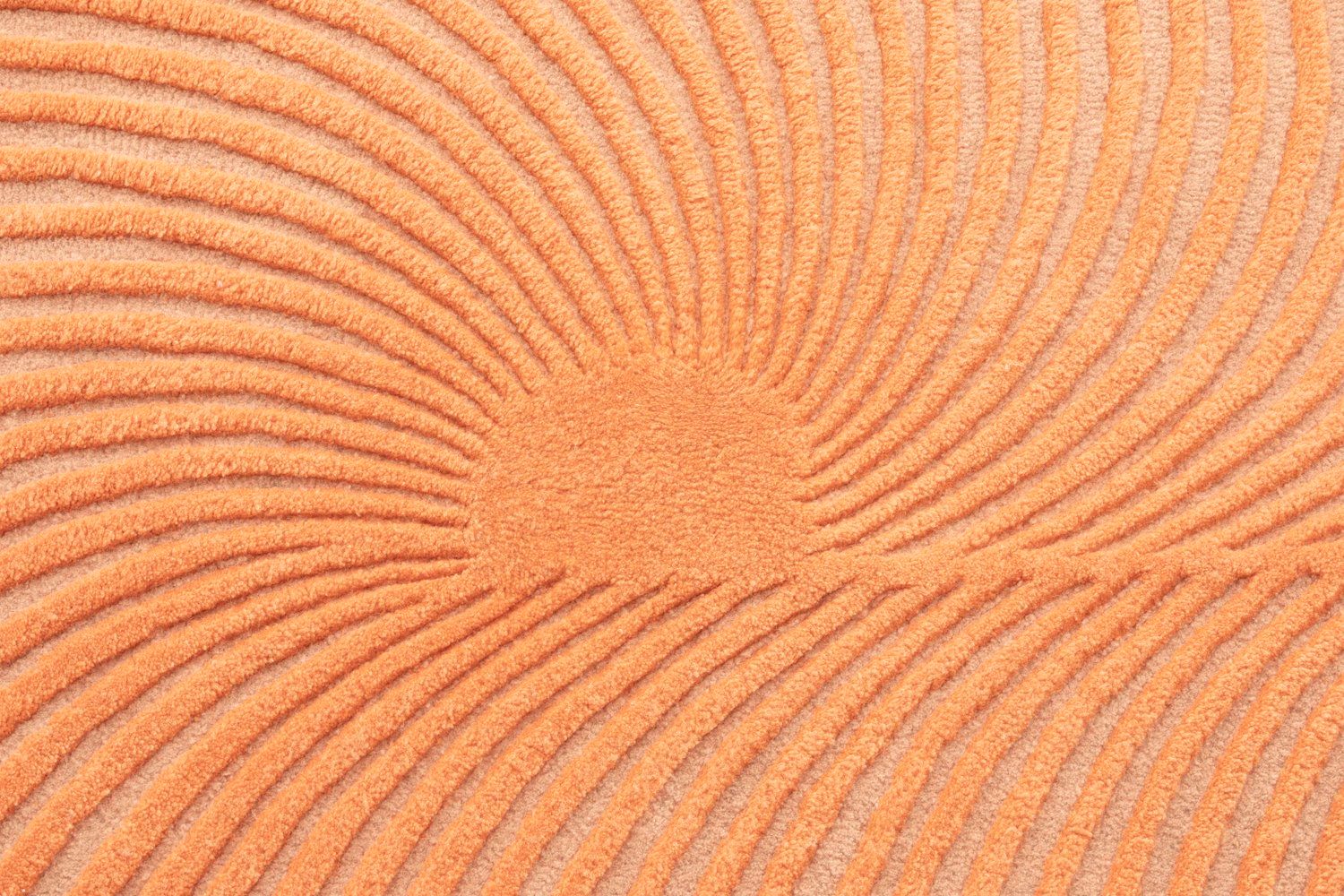 GIRO PEACH Rug By GAN | design MUT Design Studio