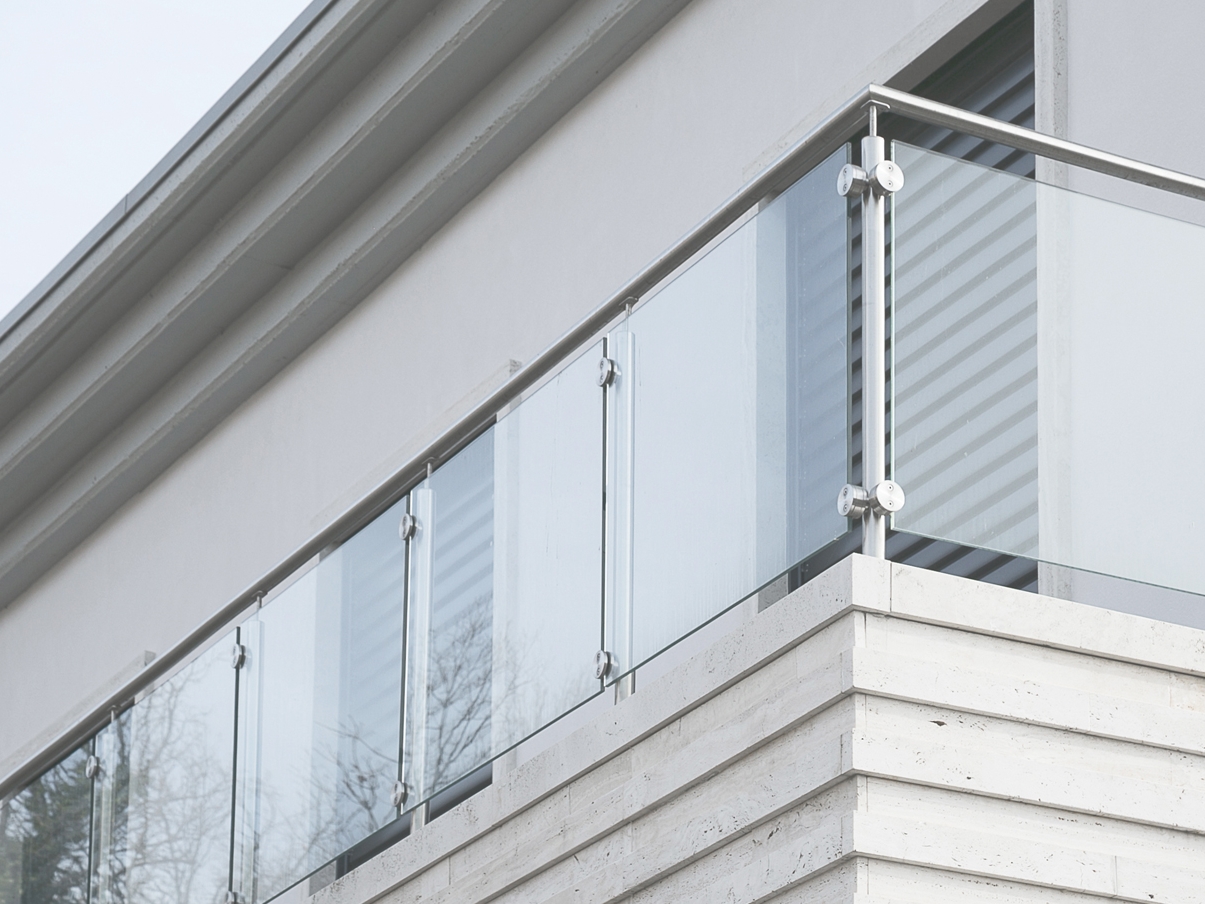 GLASS DA VINCI Parapet By IAM DESIGN