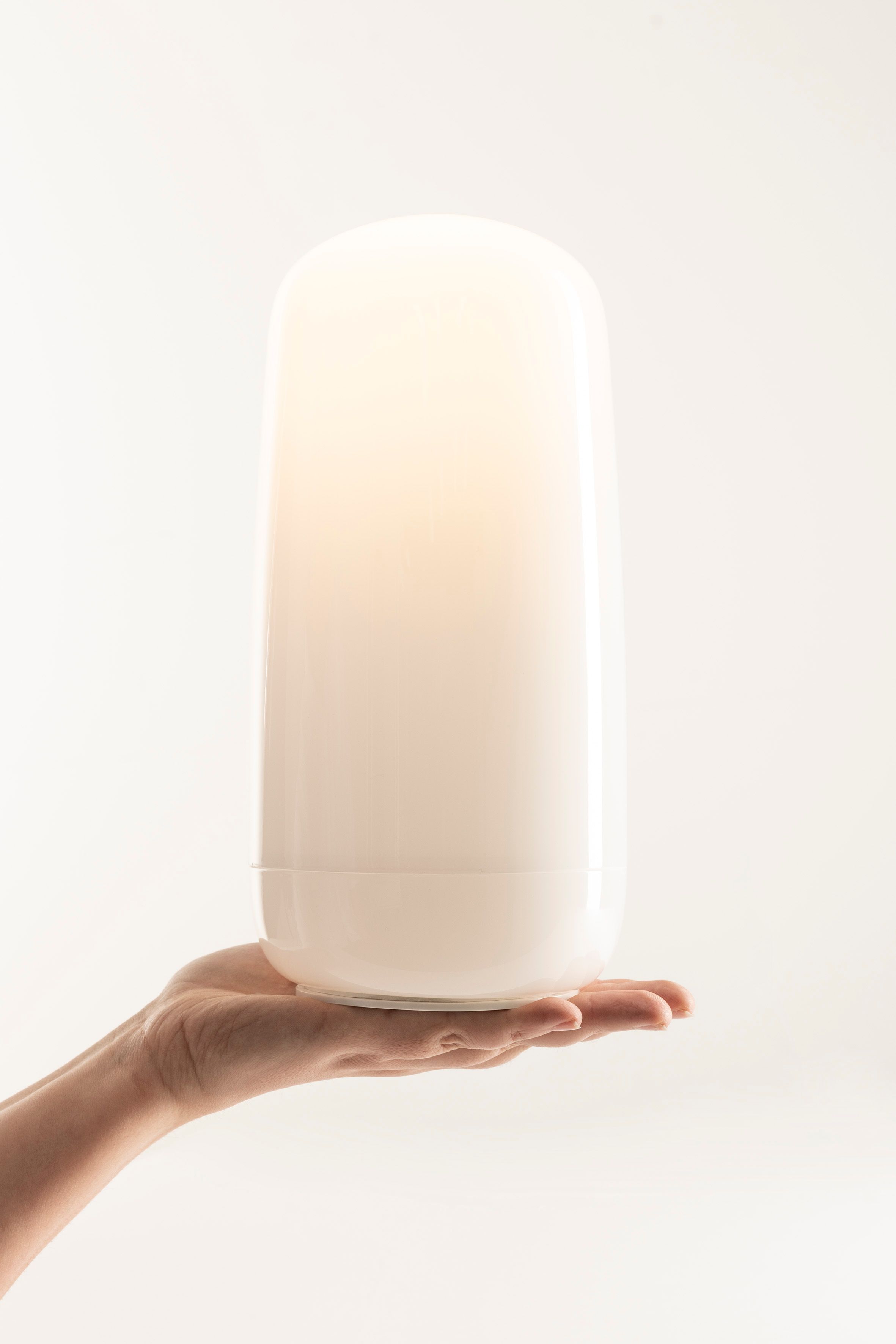 Cordless plastic table lamp GOPLE PORTABLE Gople Collection By Artemide ...
