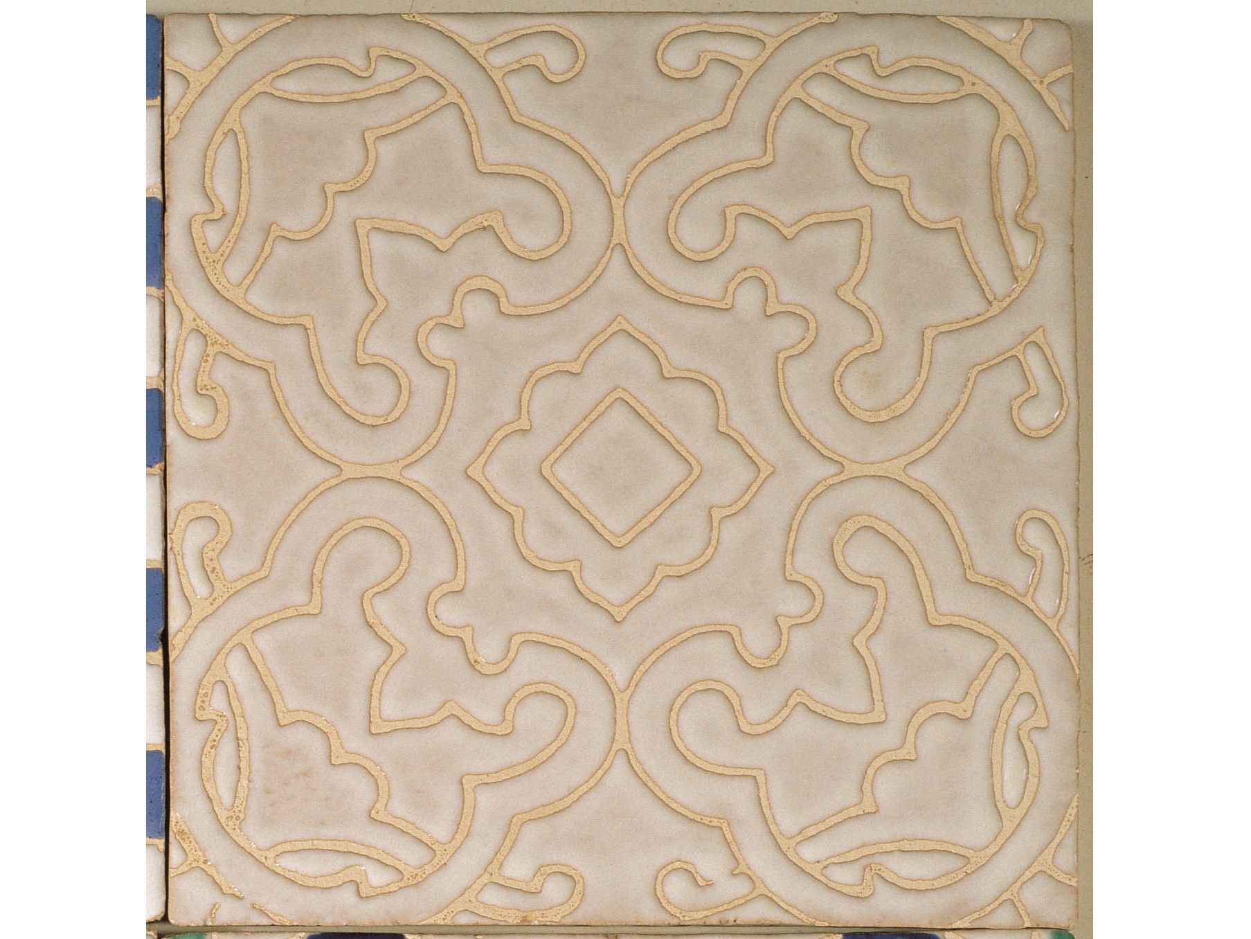 GRAFFITO Quarry wall/floor tiles By Cottovietri