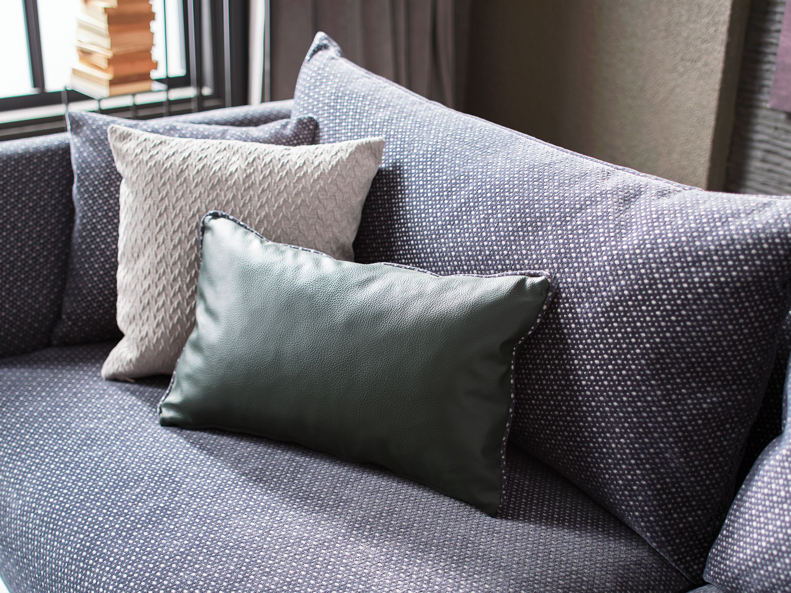 GRAVITY PLUS | Sofa Gravity Plus Collection By Enza Home