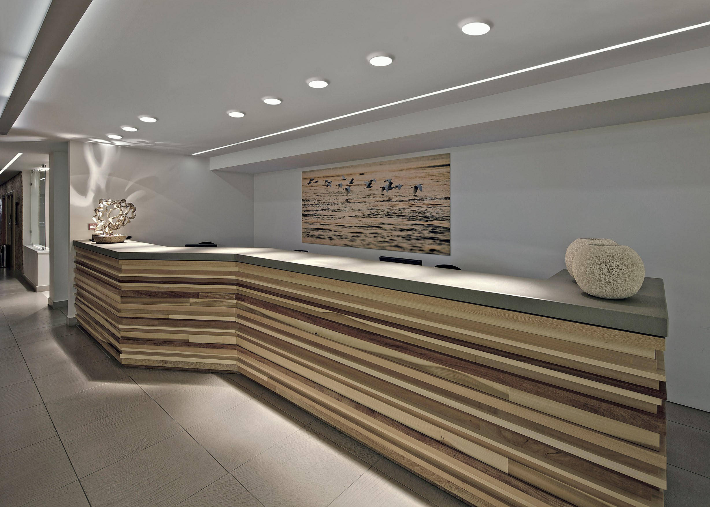 GYPSUM_O3 ceiling lamp By Linea Light Group