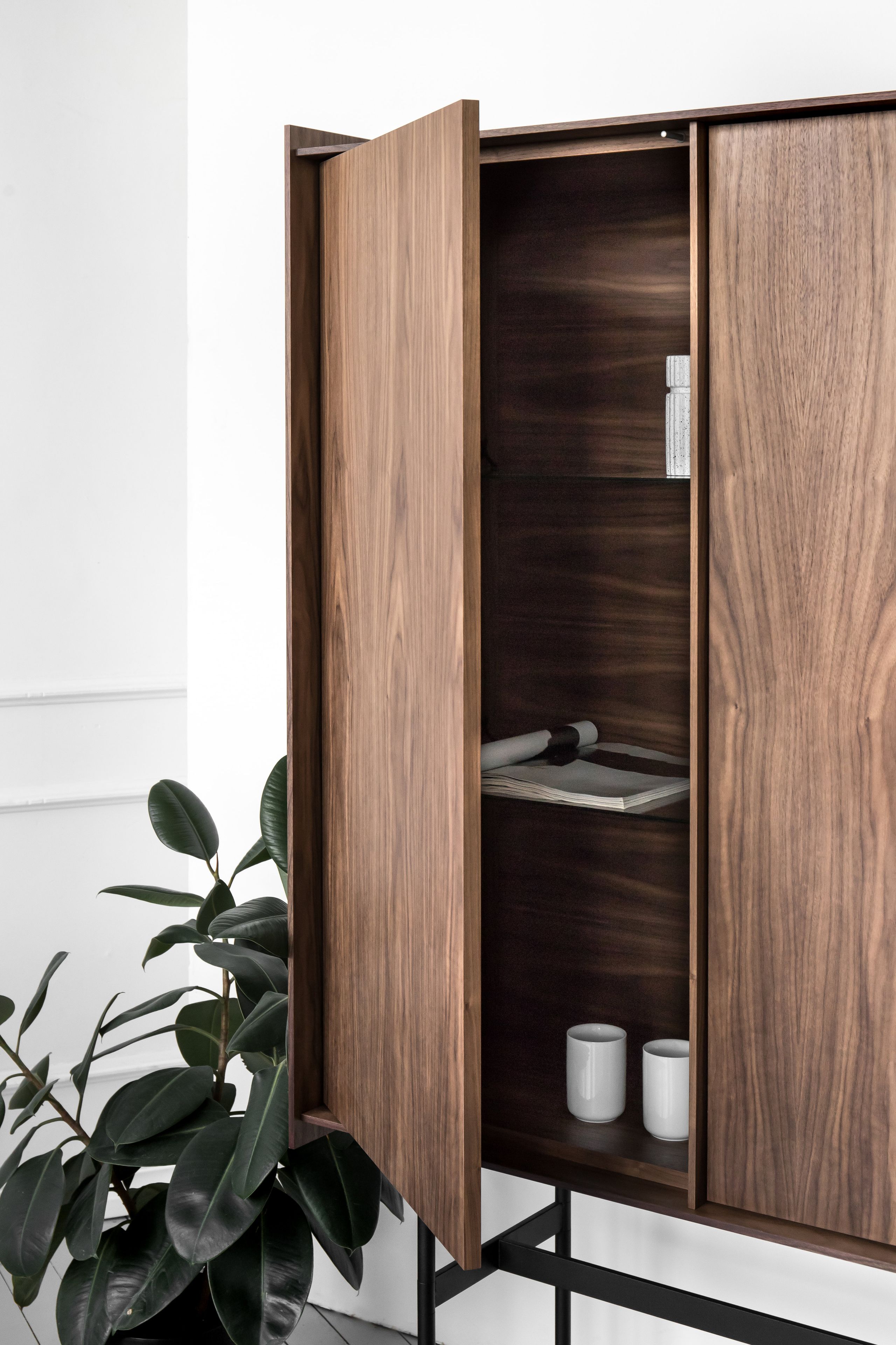 LANDING Highboard with doors By Viruna | design etc.etc.