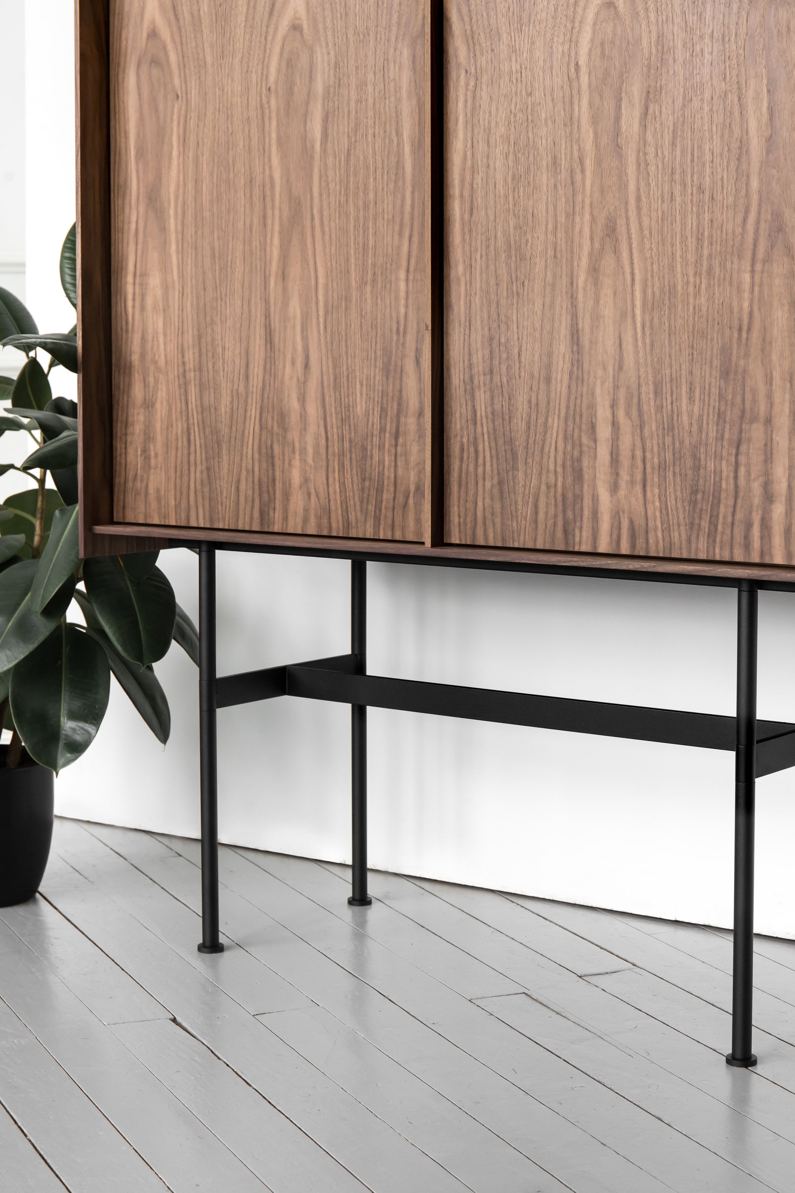 LANDING Highboard with doors By Viruna | design etc.etc.