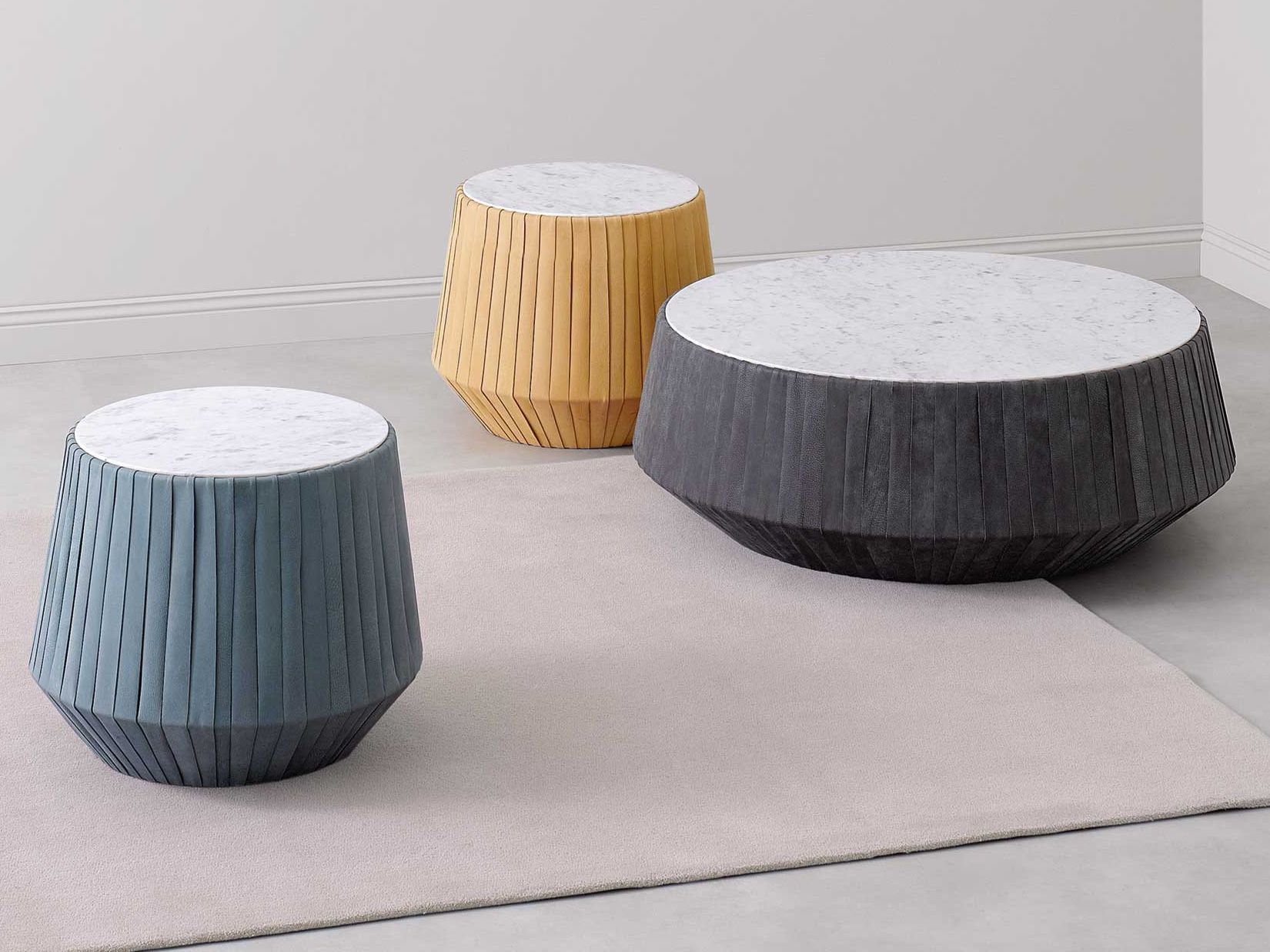 Round leather coffee table HOOP By Paola Zani design Gianluca Ferullo ...
