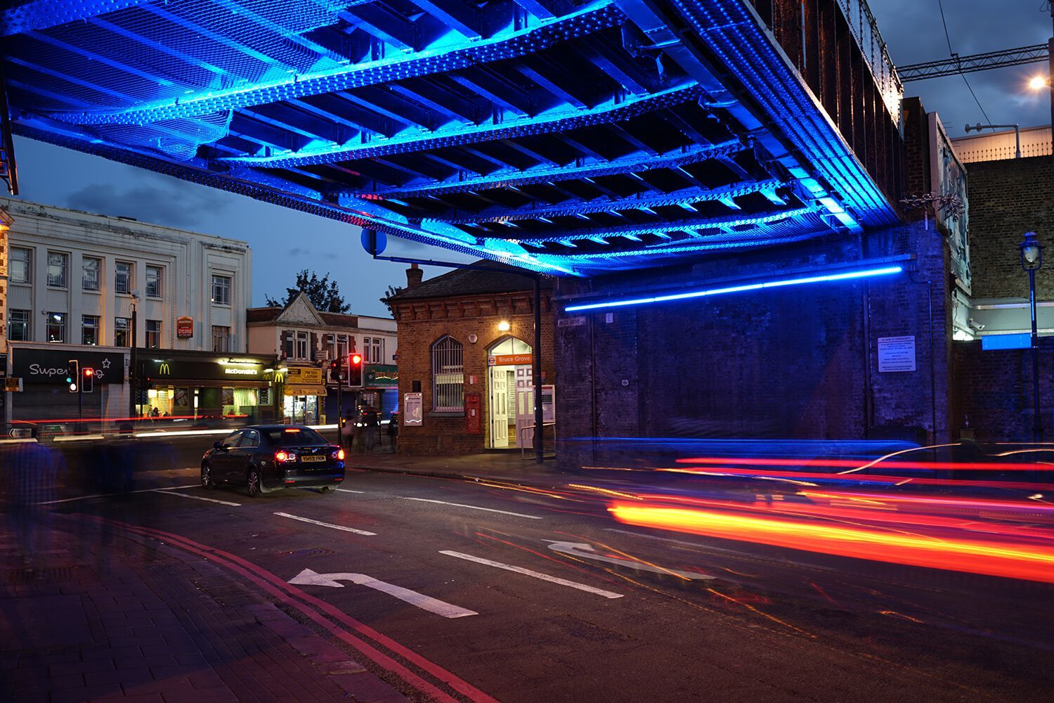 LINEALUCE Linear lighting profile By iGuzzini | design Jean-Michel Wilmotte