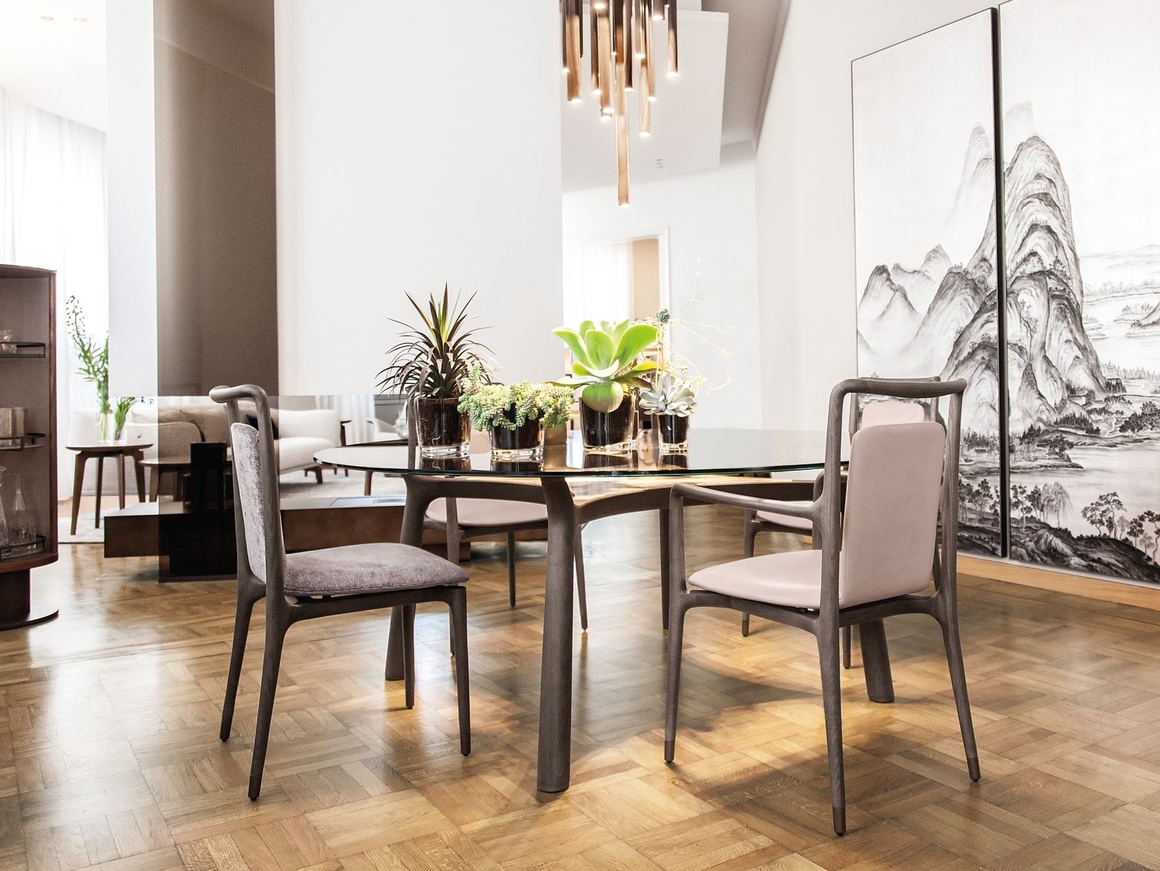 IBLA Fabric chair By Giorgetti | design Roberto Lazzeroni