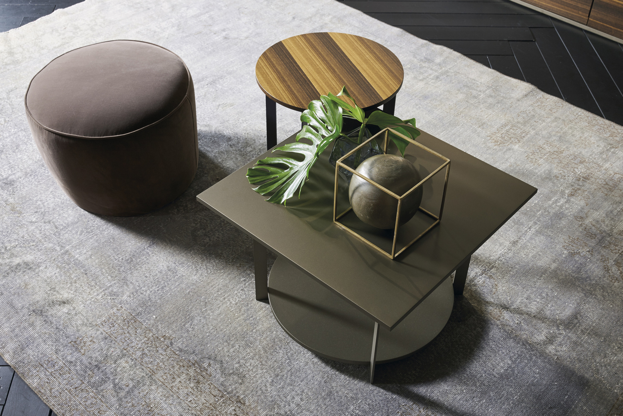 ICS | Coffee table Round wooden coffee table By EmmeBi