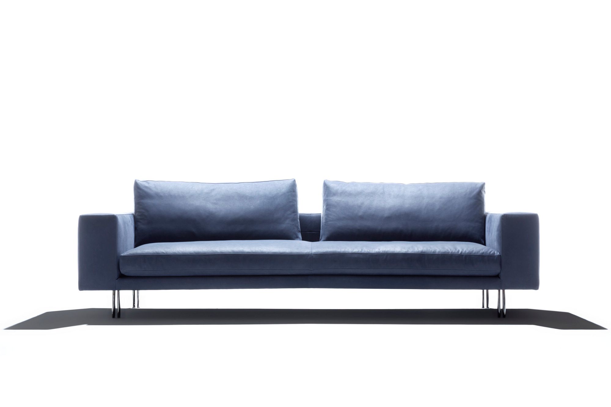 INNO | 3 seater sofa By ERBA ITALIA design Giorgio Soressi