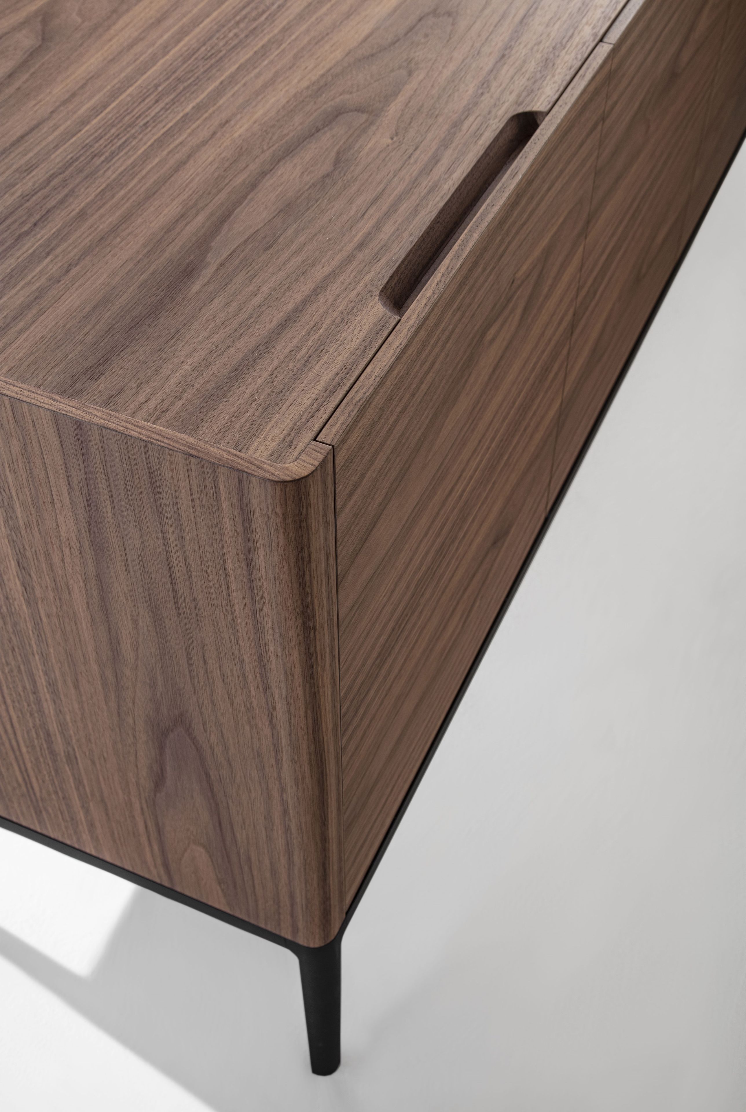 KANTO | Walnut sideboard Twenty Collection By Porada design David Dolcini