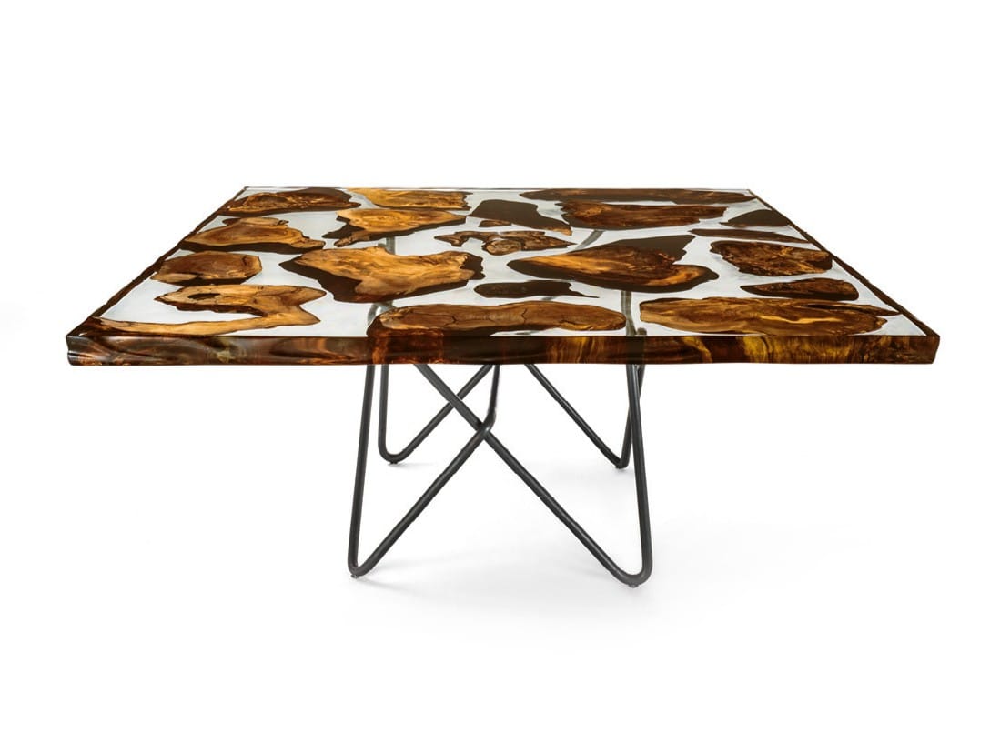 KAURI Square table with kauri and resin top with iron base By Riva 1920 ...