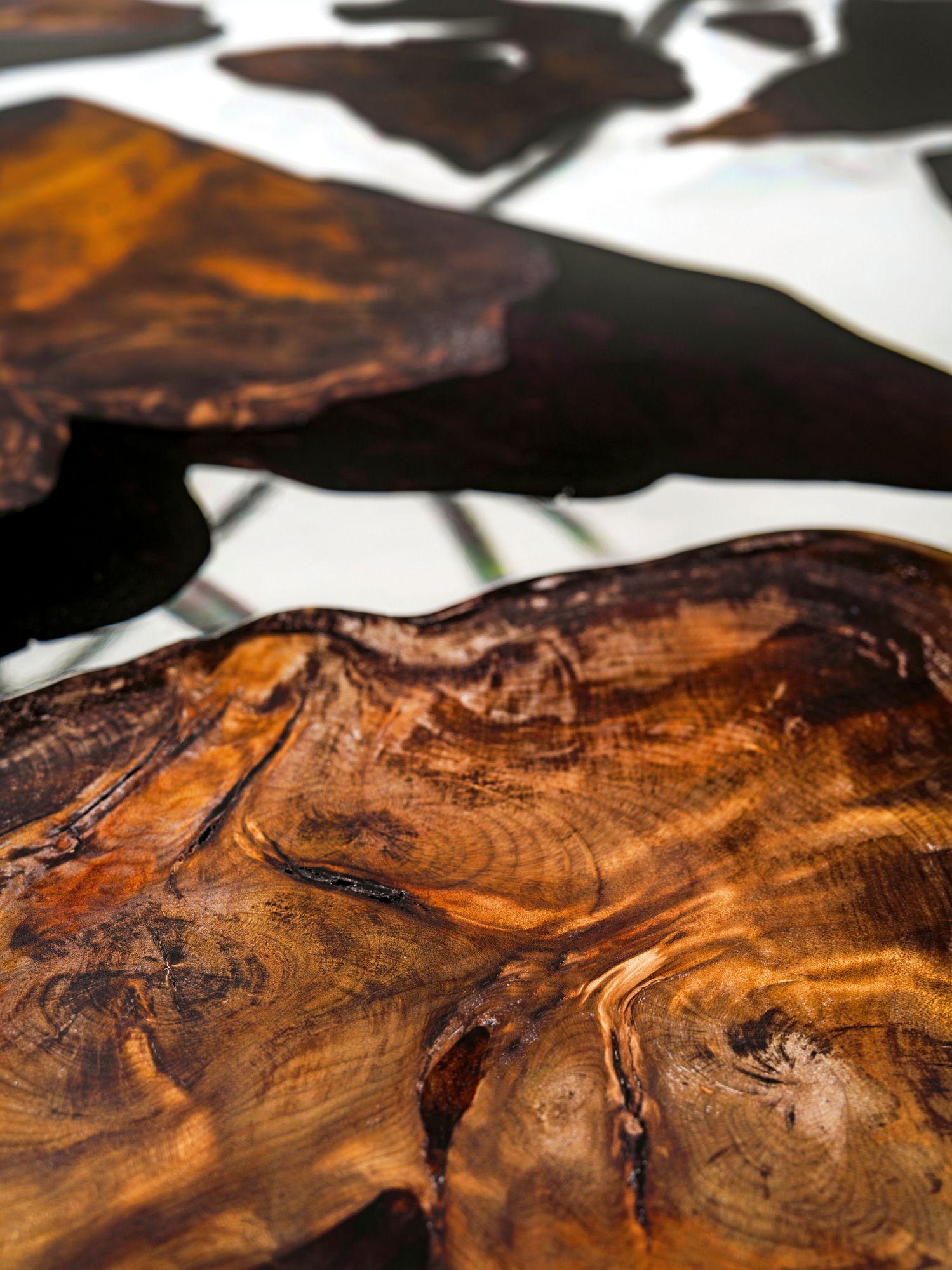 KAURI Square table with kauri and resin top with iron base By Riva 1920 ...