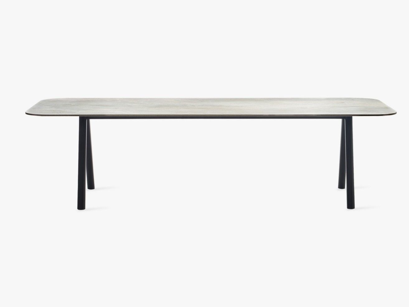 KODO Rectangular ceramic garden table By Vincent Sheppard | design Studio Segers