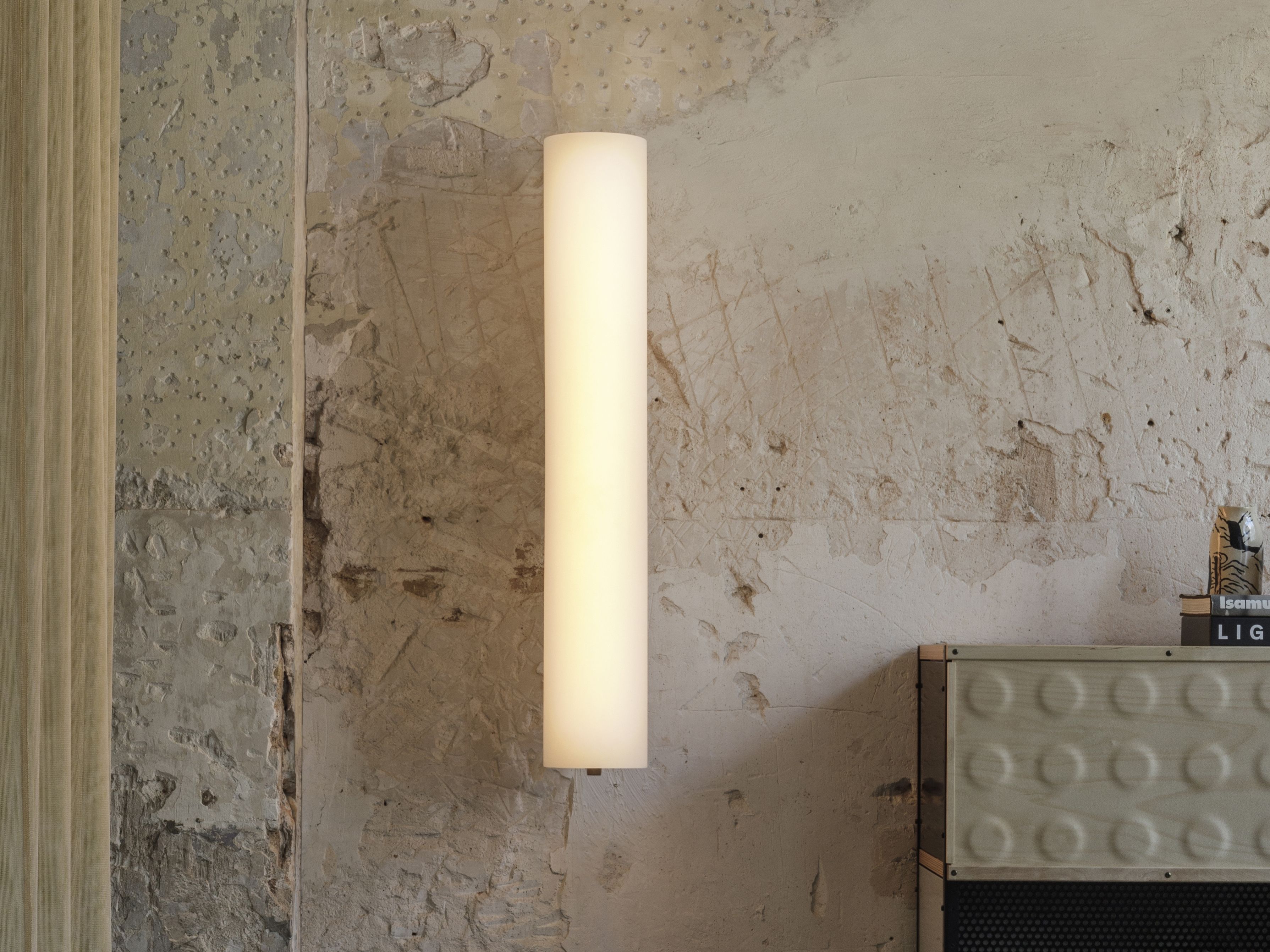 KONTUR 6444 Wall lamp By Vibia | design Sebastian Herkner