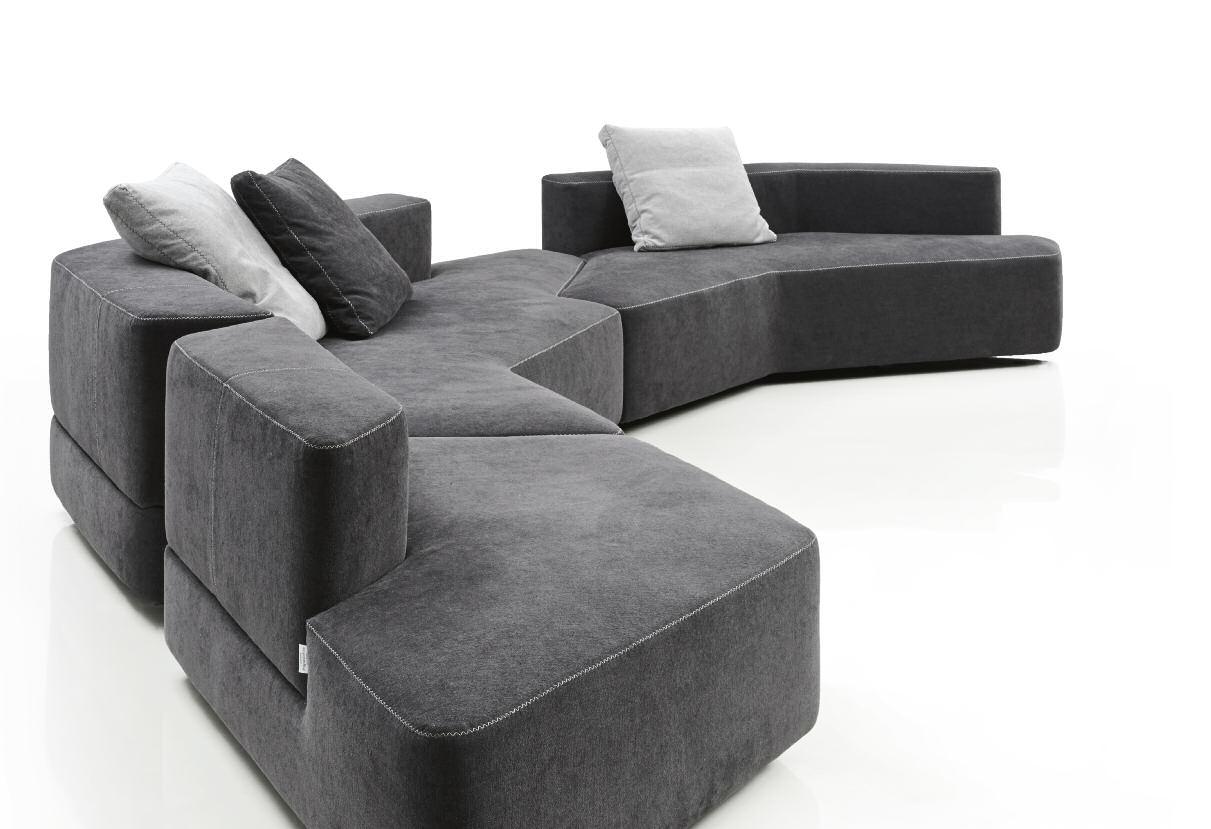 Gebogen modulares Sofa aus Stoff LANDSLIDE By Papadatos Design ...