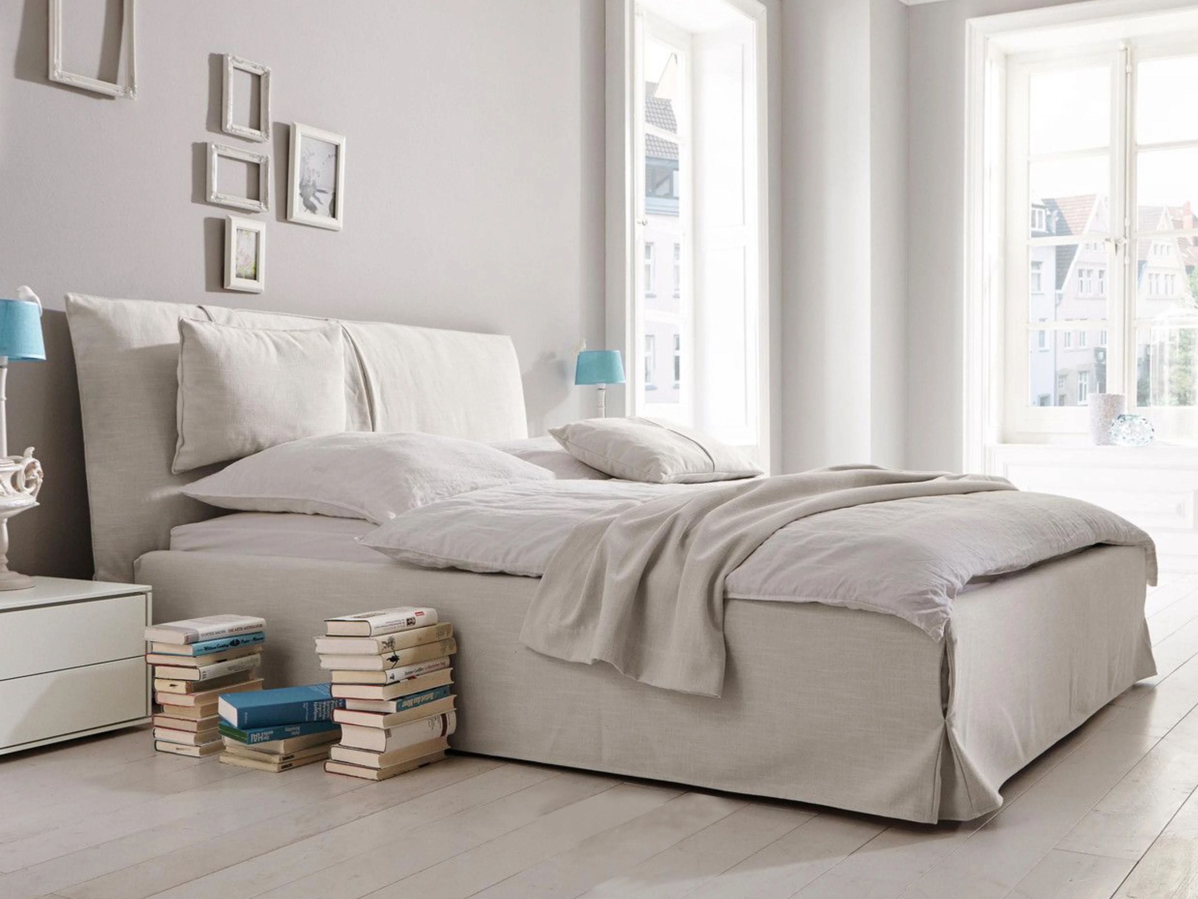 LÉA Bed By Bullfrog | design Kurt Beier, Kati Quinger