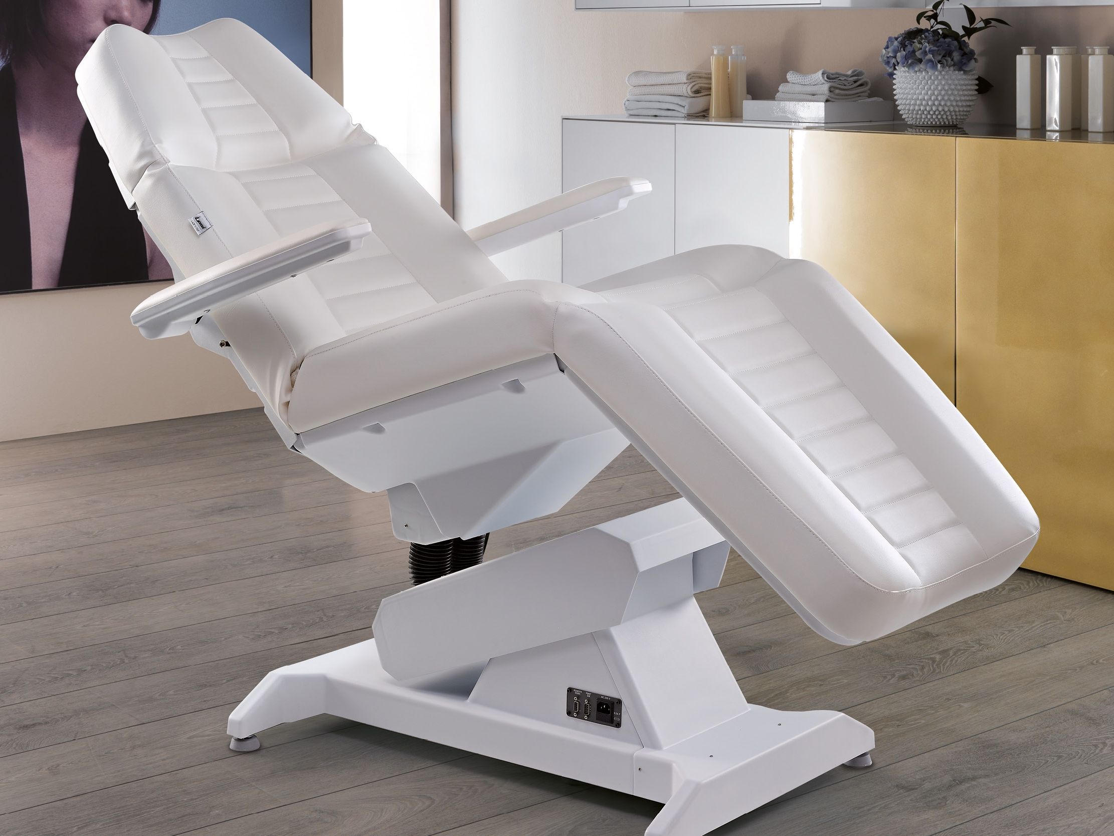 Folding spa bed LEMI 4 Beauty Line By Lemi Group