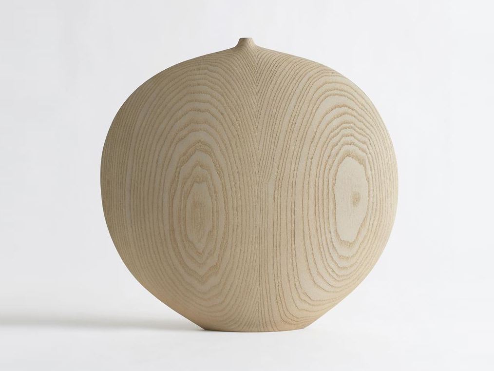 Handmade wooden vase LENTE By Kose design Rosaria Rattin