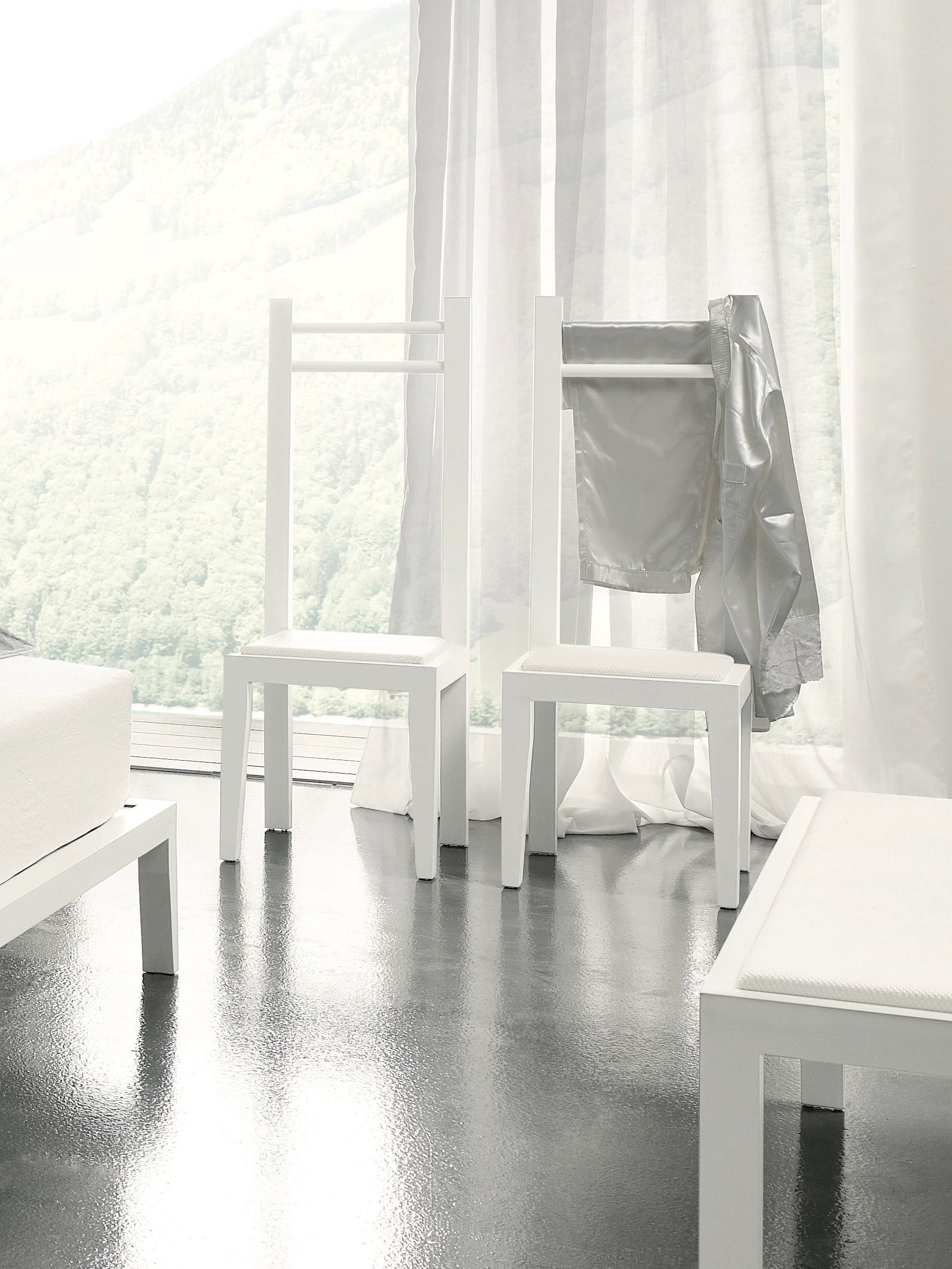 LERA Aluminium chair / valet stand By Duomo Design