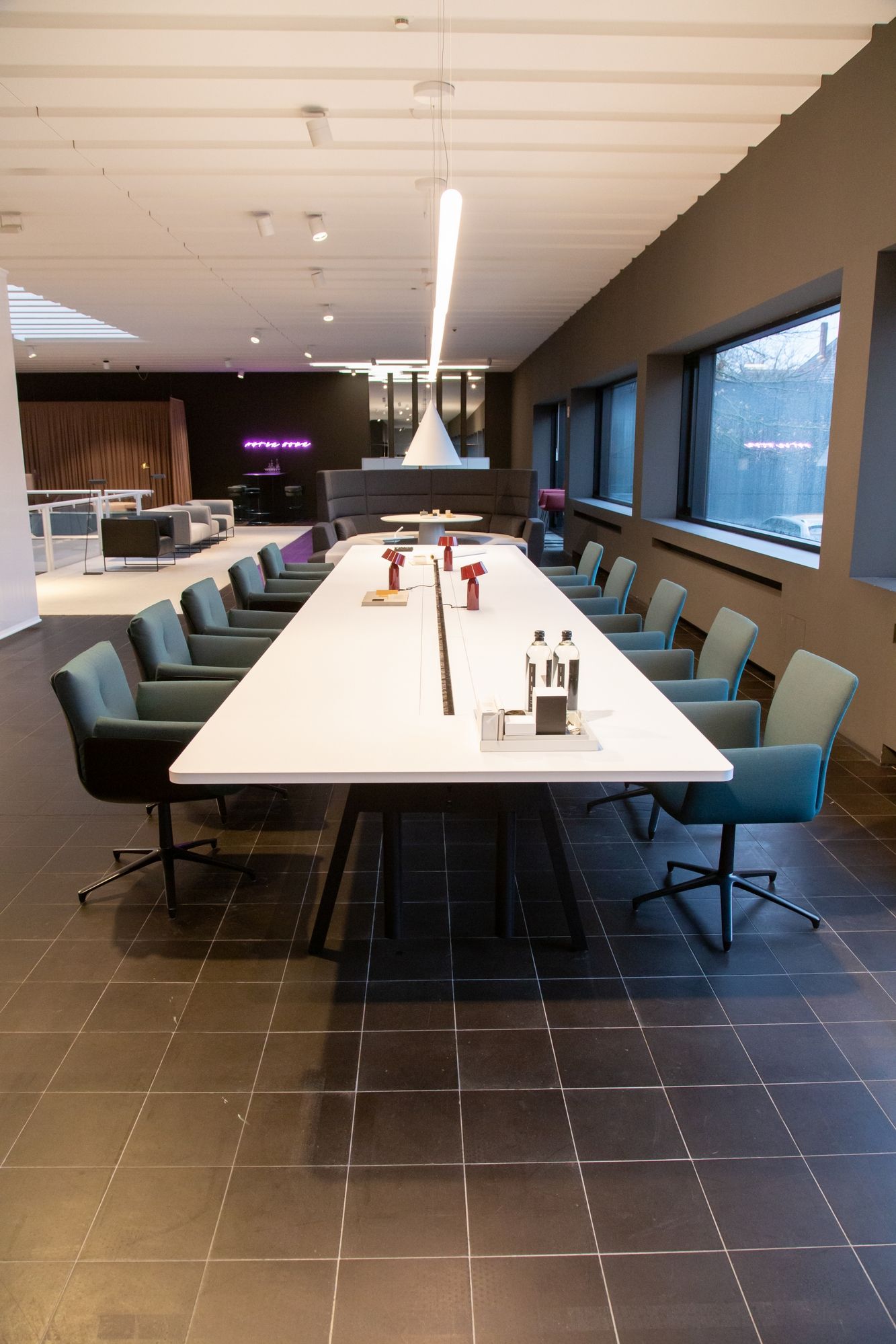 LEVEL SYSTEM | Rectangular meeting table By COR design Uwe Fischer