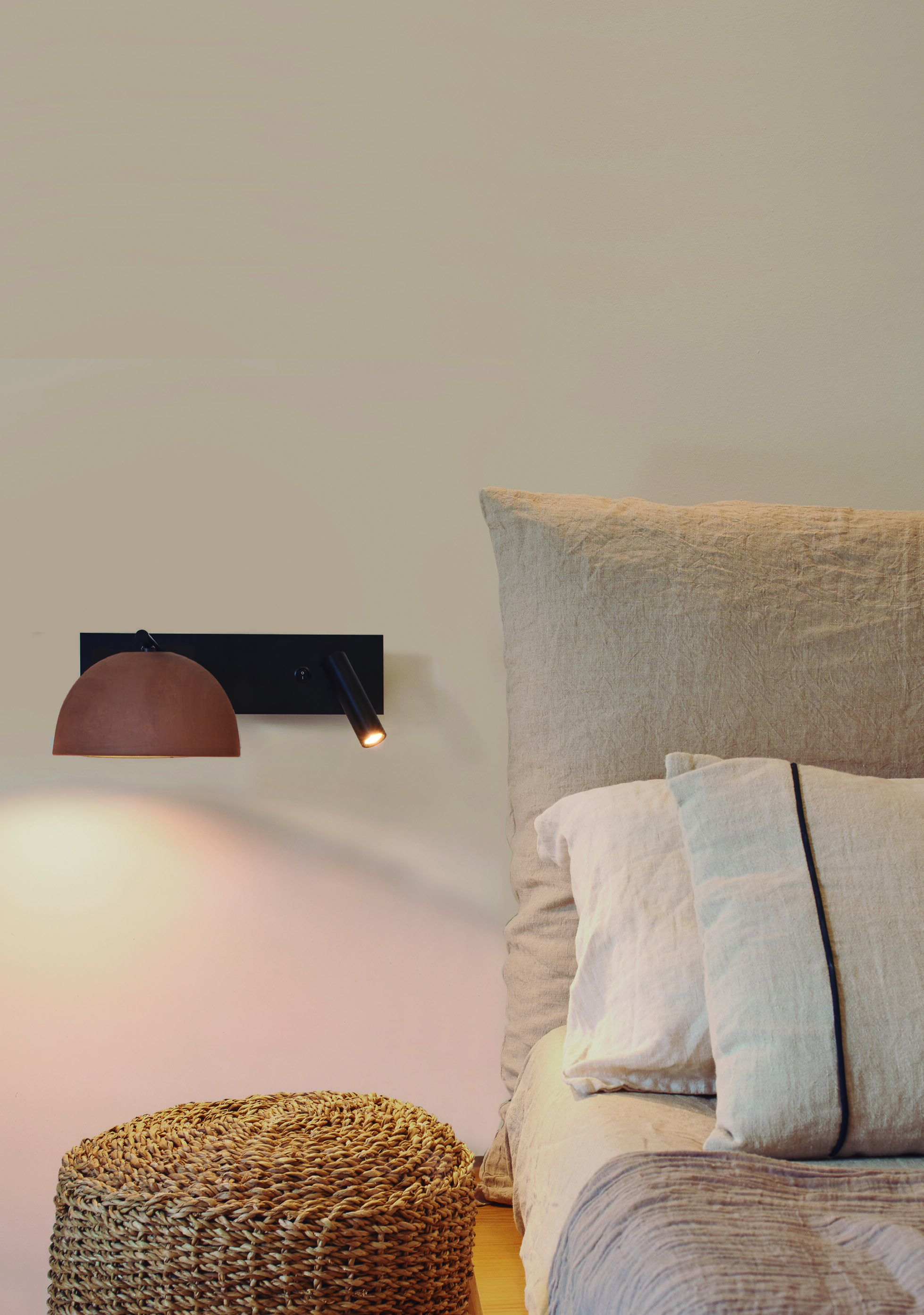 ABSIS A LECTOR Wall light By luxcambra | design Jordi Llopis