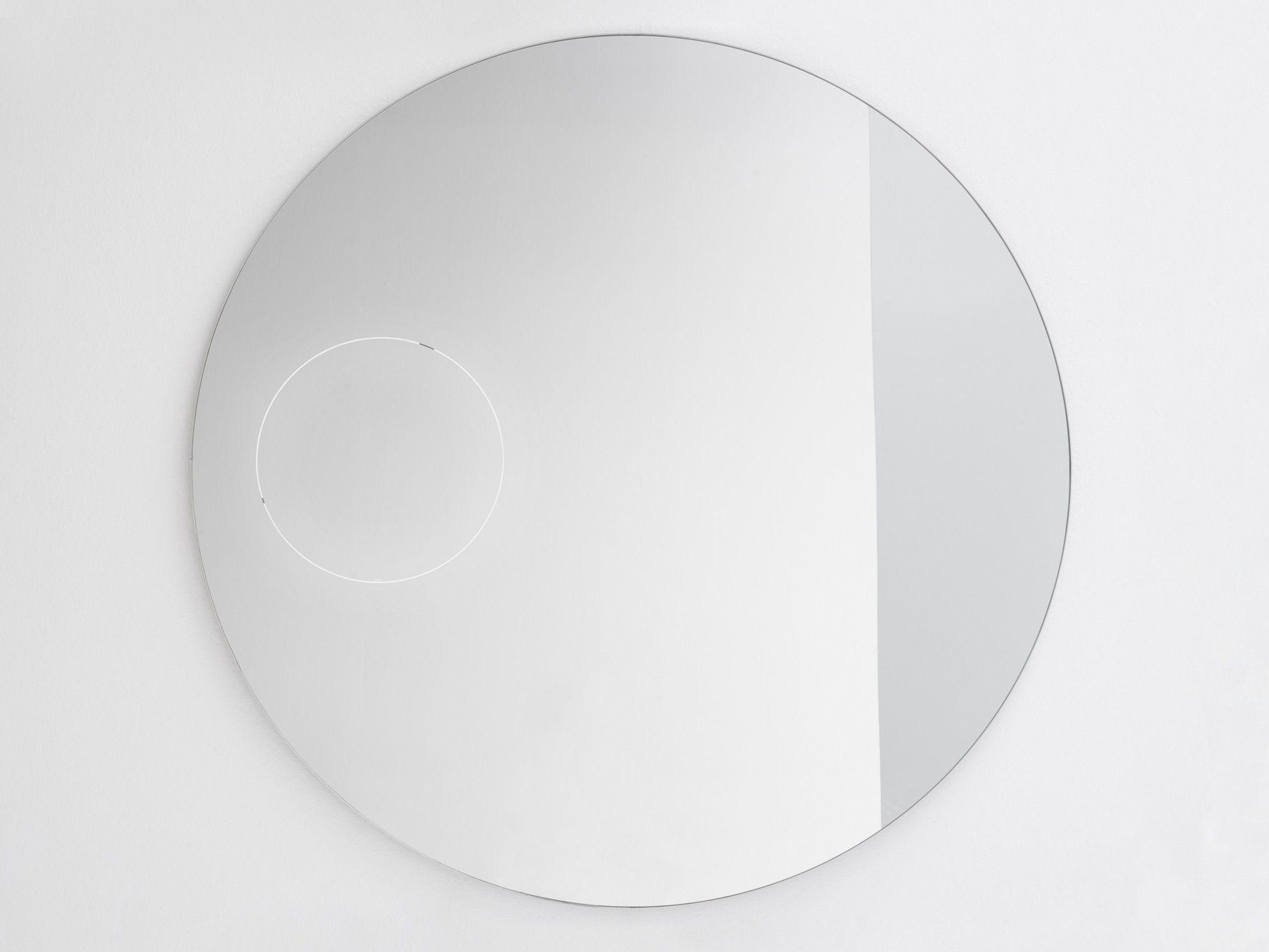 MAGIC MIRROR | Round mirror Round wall-mounted mirror with integrated ...