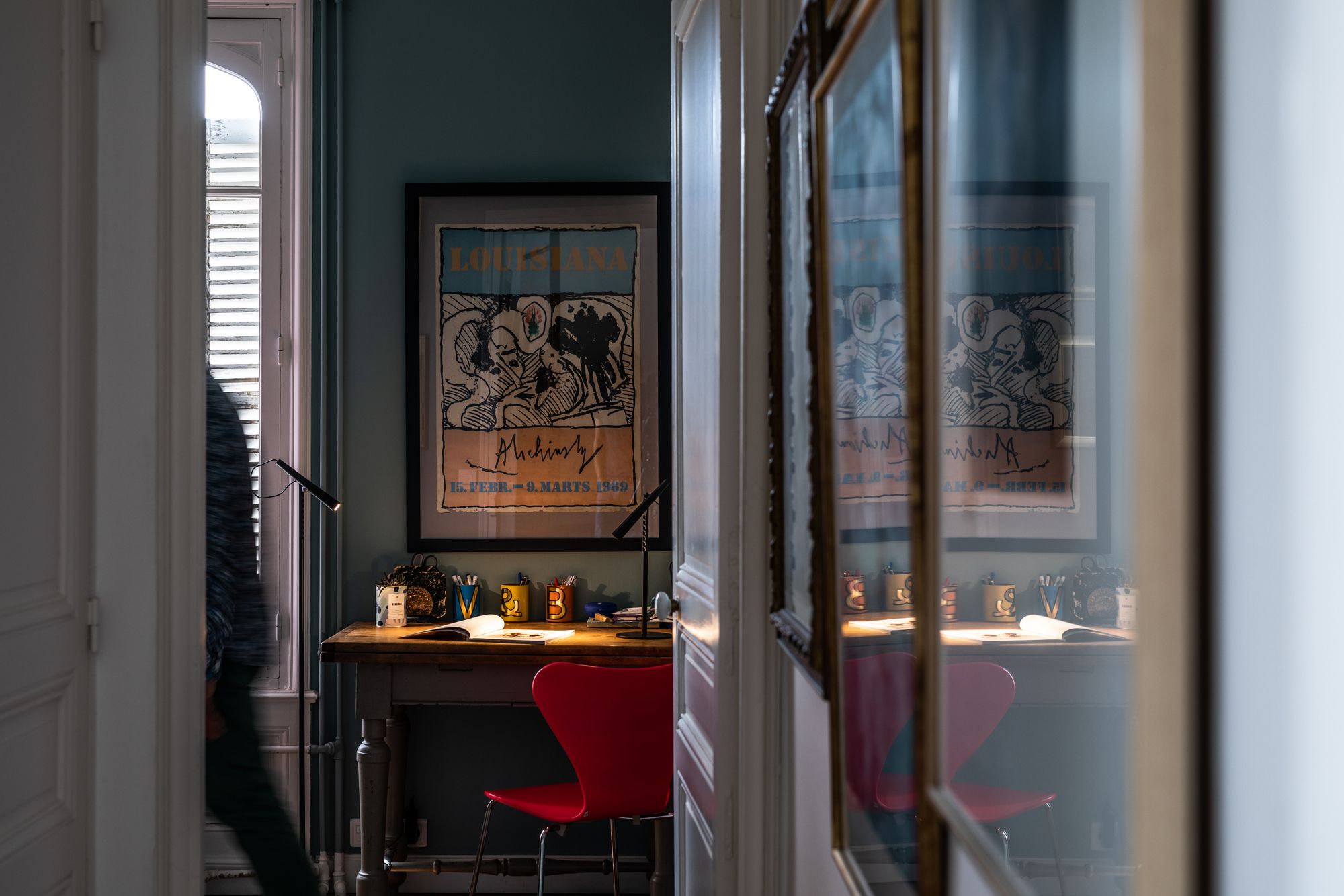 MAGNETO Floor lamp By Foscarini | design Giulio Iacchetti