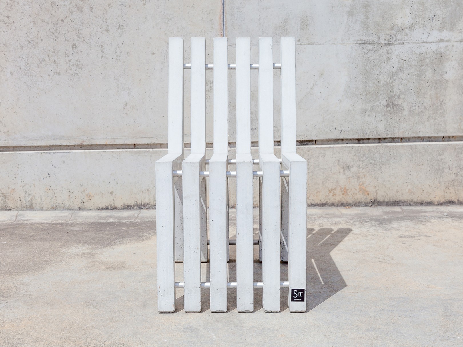 MASTERLAYER Fiber-reinforced concrete outdoor chair By SIT | design ...