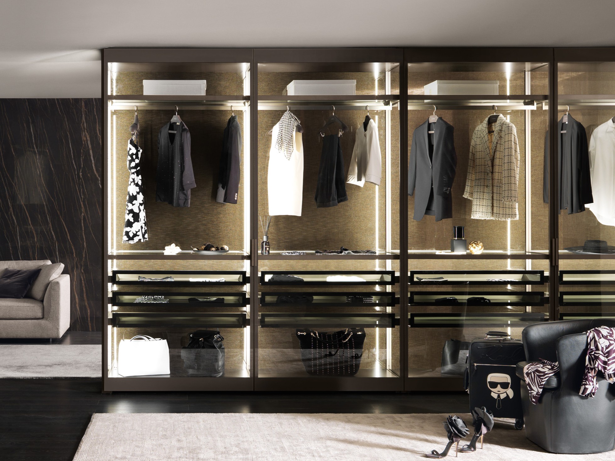 PALO ALTO | Walk-in wardrobe with integrated lighting MisuraEmme ...
