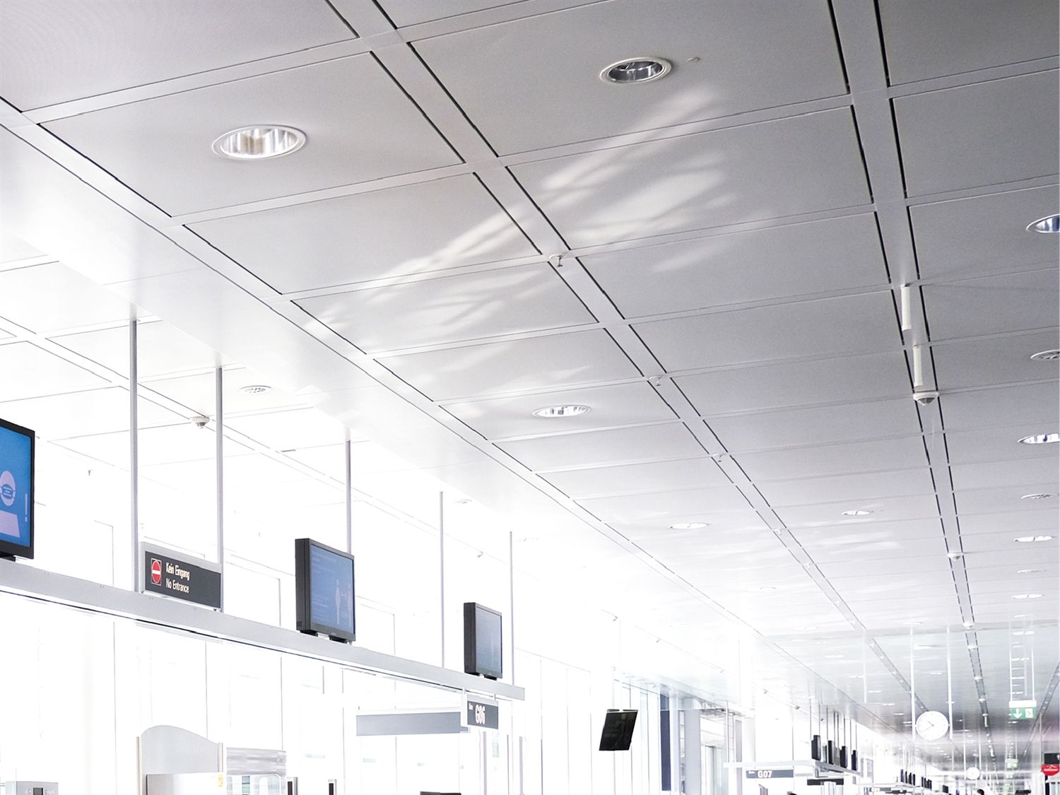 MODULAR 400 ceiling panels By CBI Europe