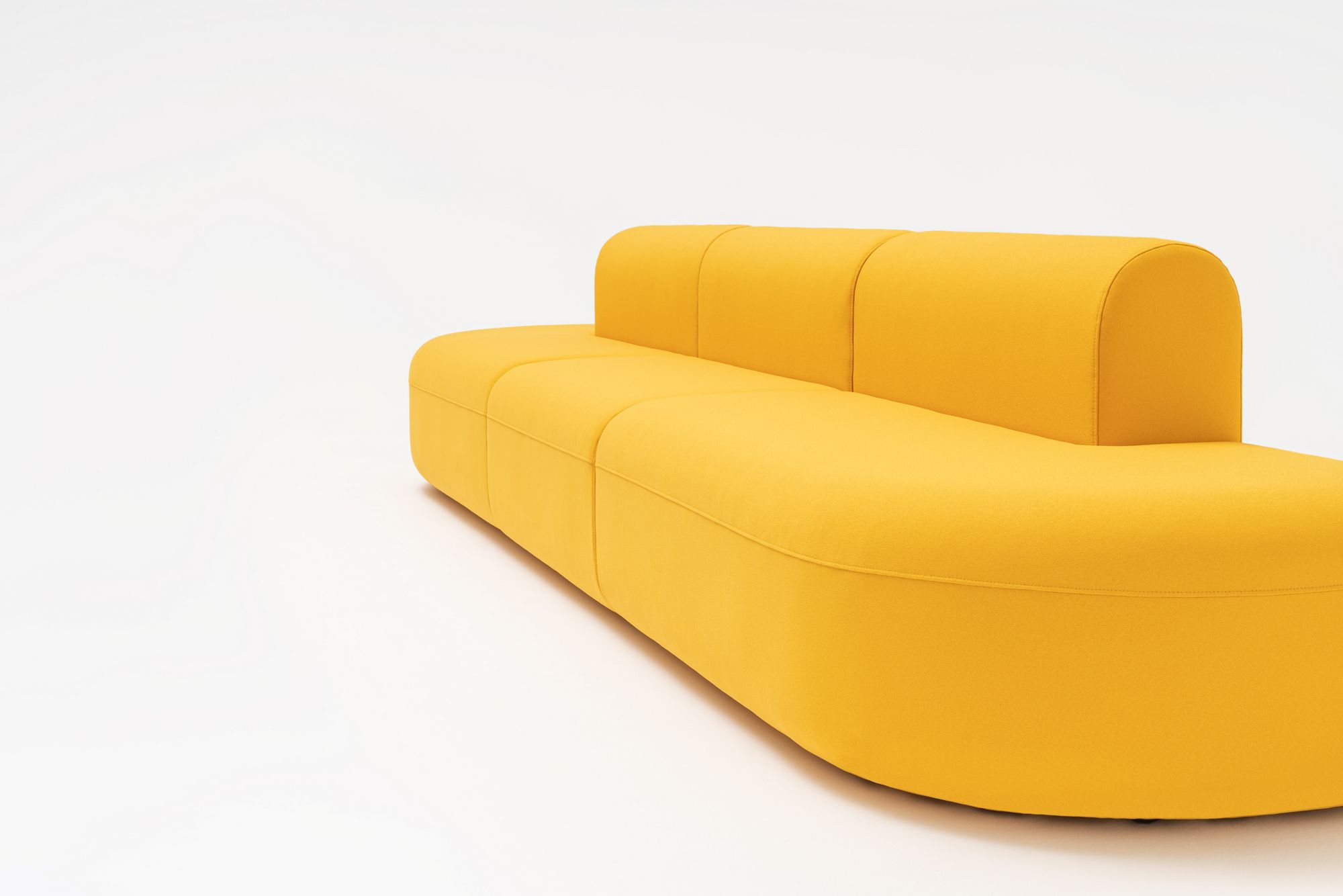 ARTIKO Modular fabric sofa By MDD