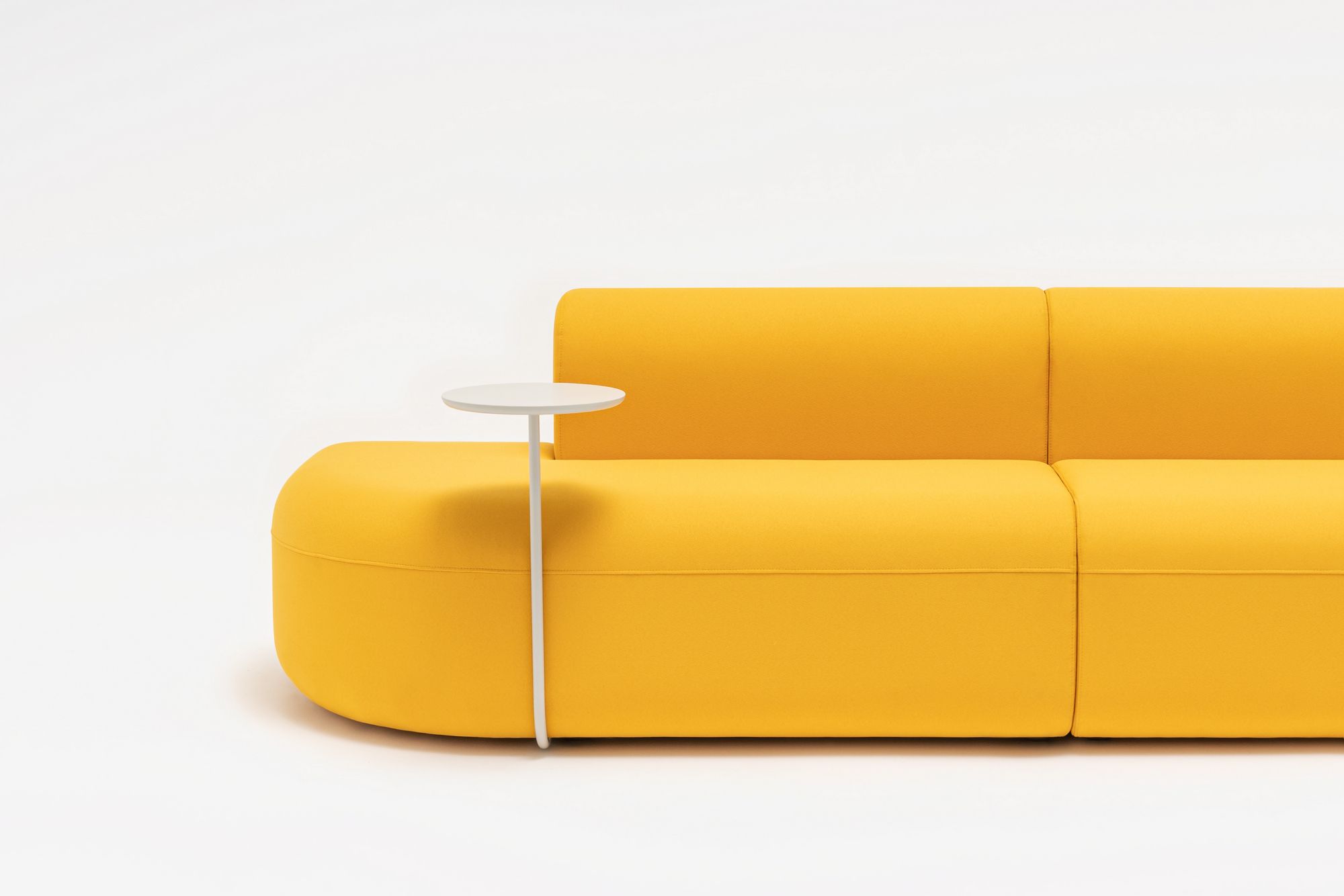ARTIKO Modular fabric sofa By MDD