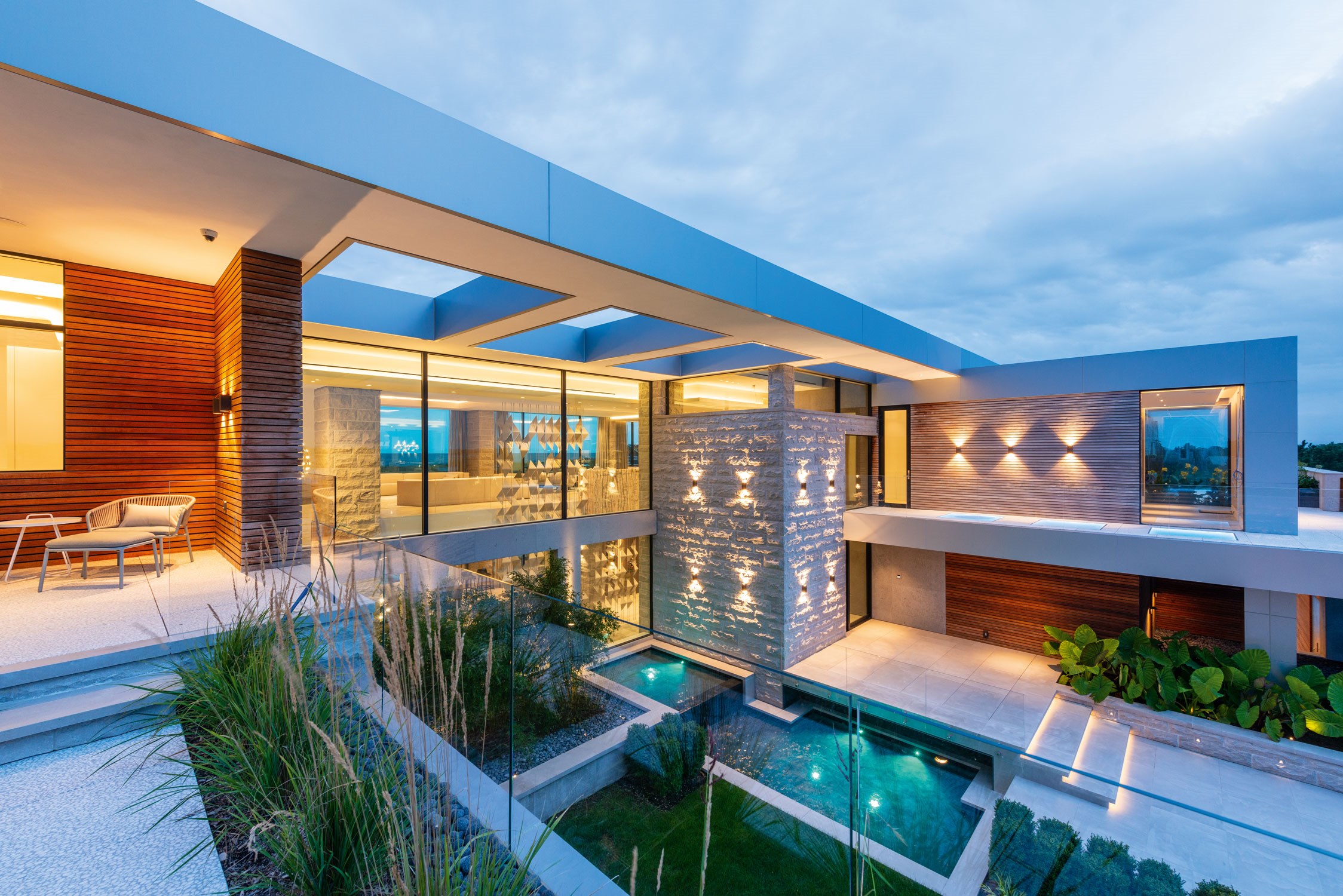 MOMBA | LED Outdoor wall Lamp By Delta Light