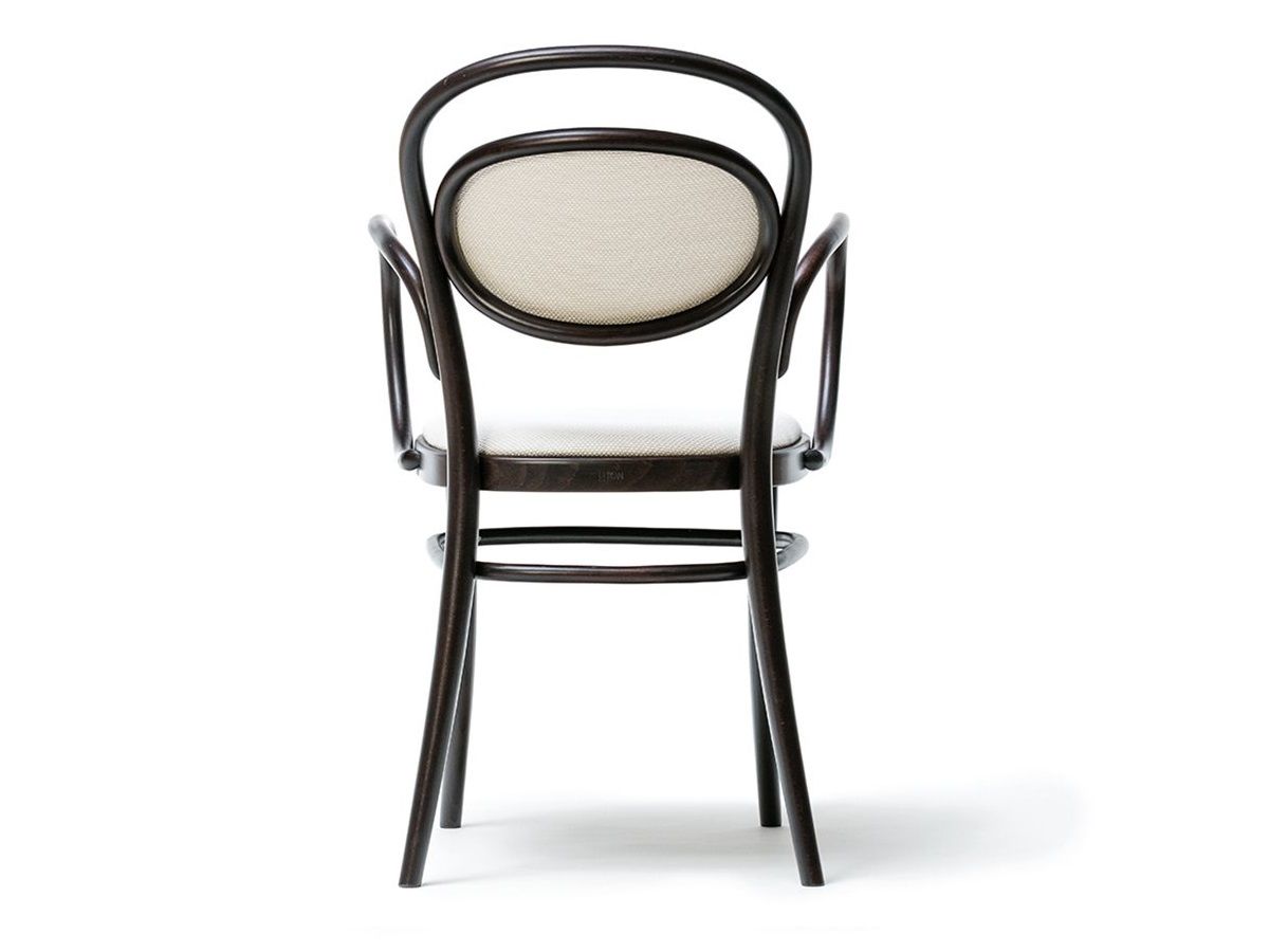 N° 20 | Chair with armrests By TON
