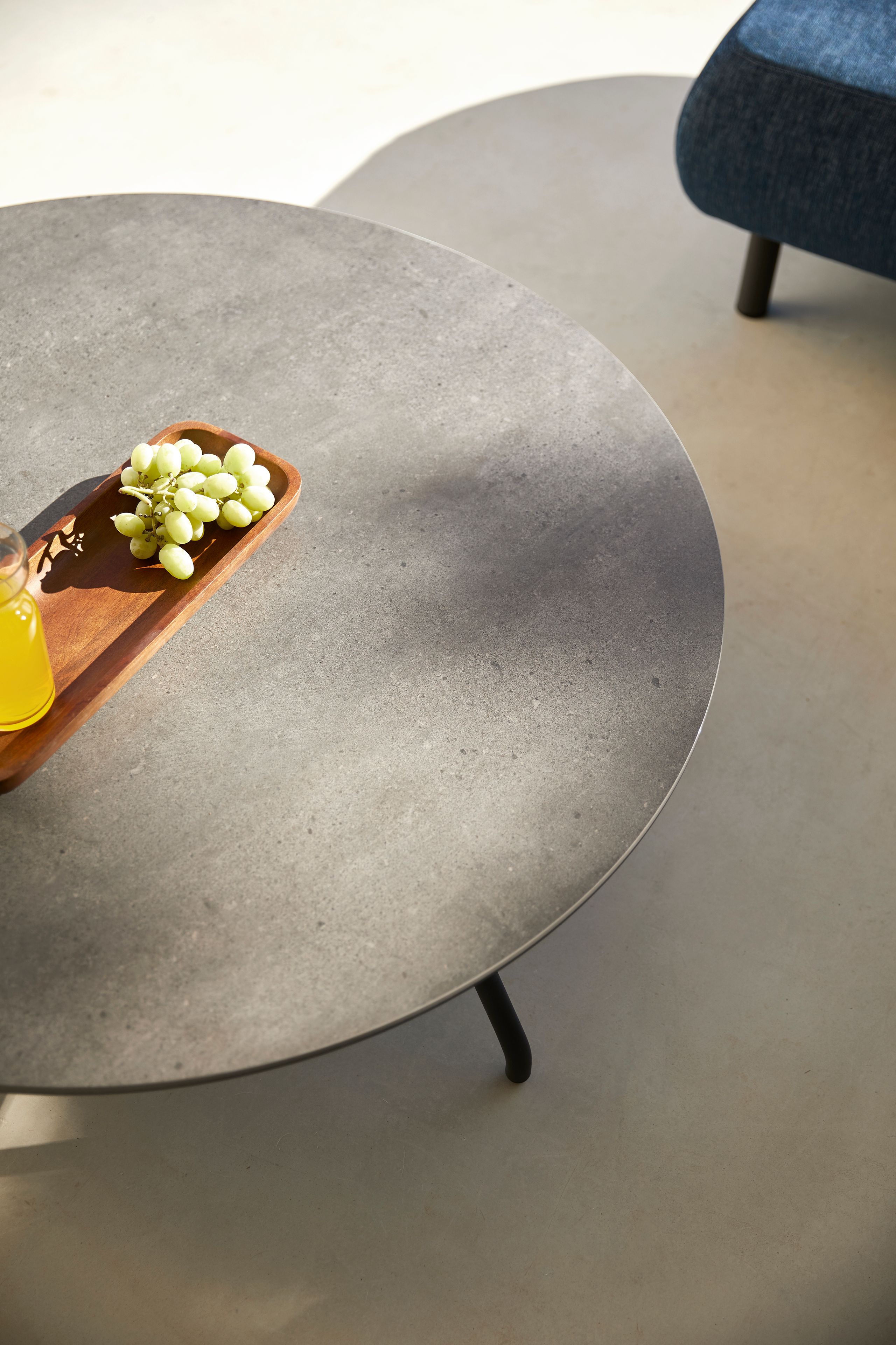 NANSA 茶几 By MUSOLA | design Santiago Sevillano