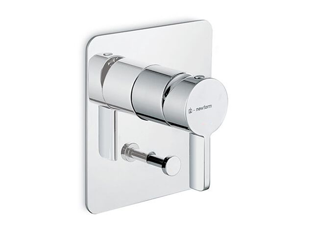 BLINK CHIC Single handle shower mixer with diverter By newform