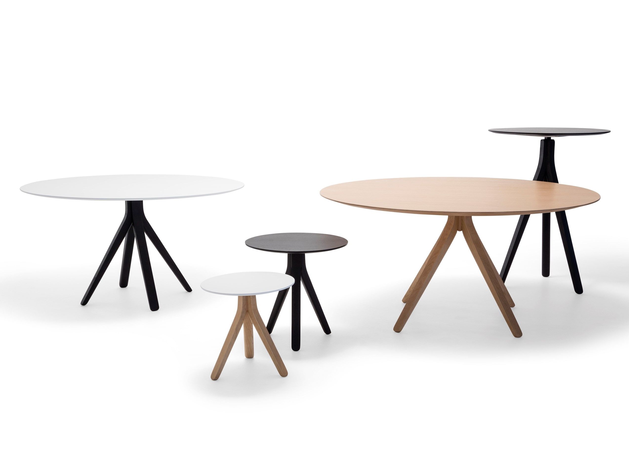 NUEZ ME2873 / ME2880 Coffee table By Andreu World | design Patricia ...